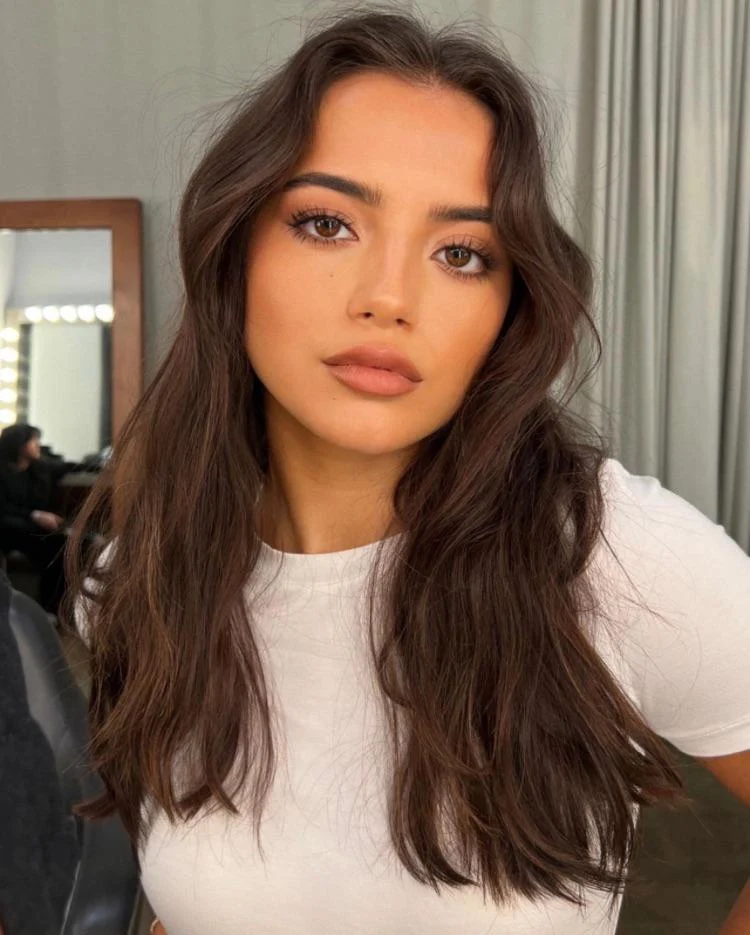 Isabela Merced | Scrolller