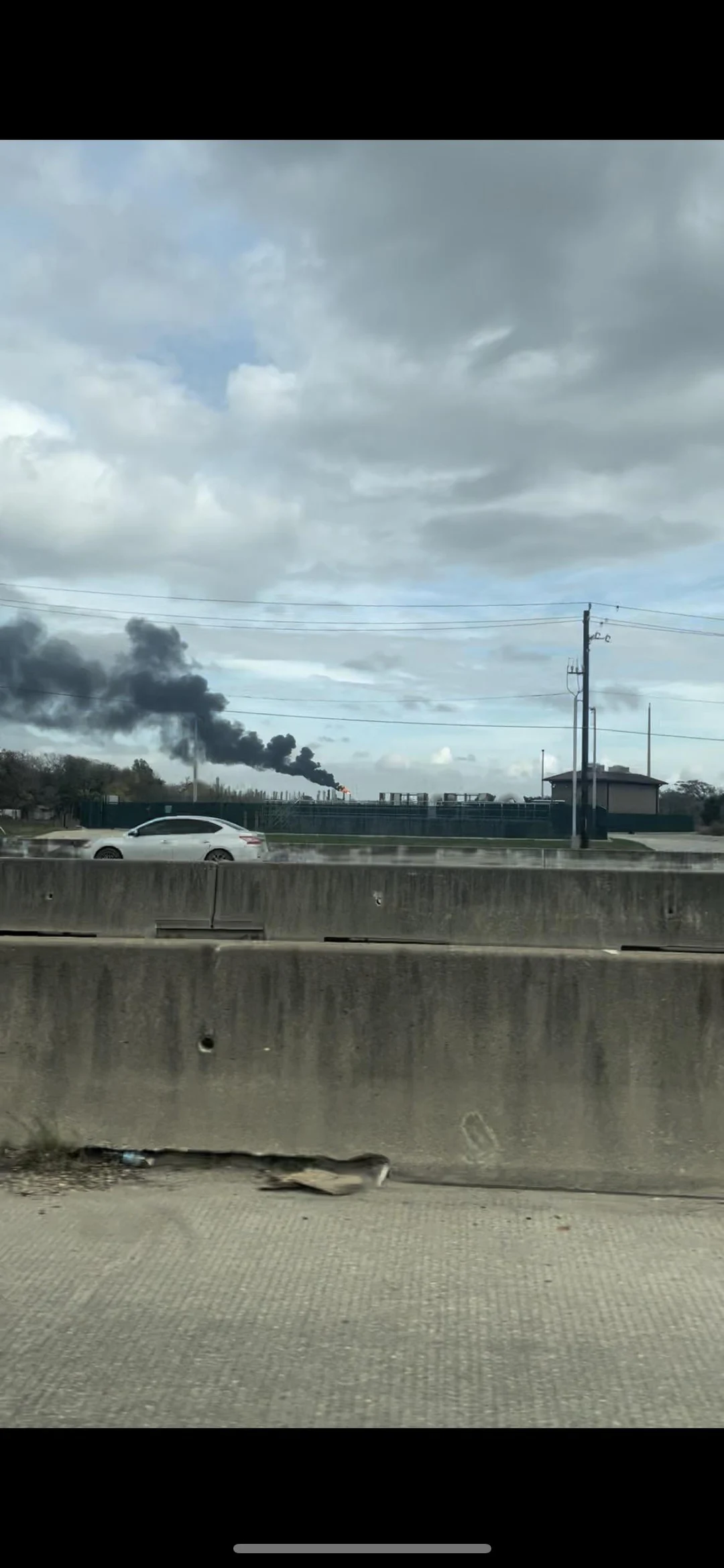 Refinery fire in Pasadena? | Scrolller