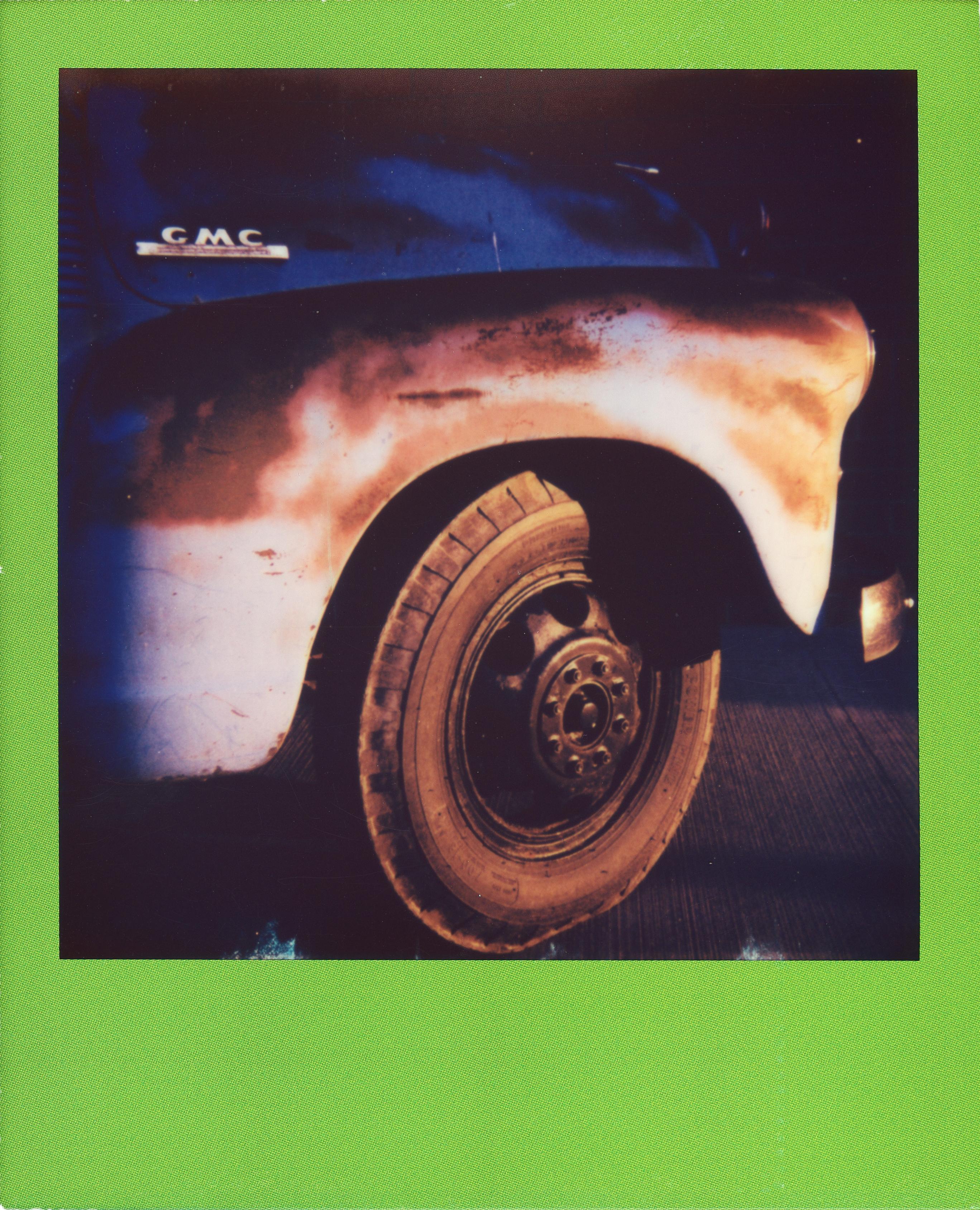 Nice picture, distracting frame. | Scrolller