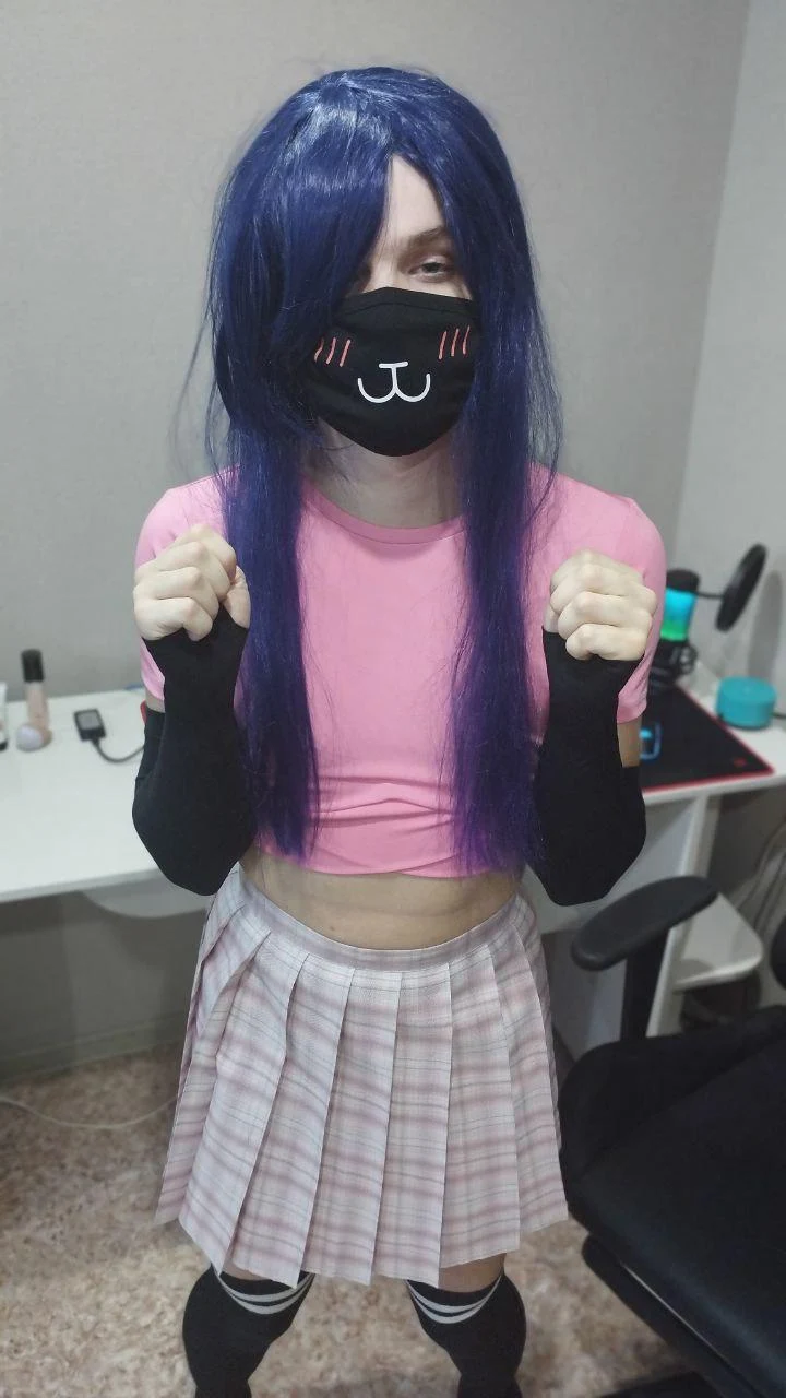 Skirt = (+100 cute point) | Scrolller