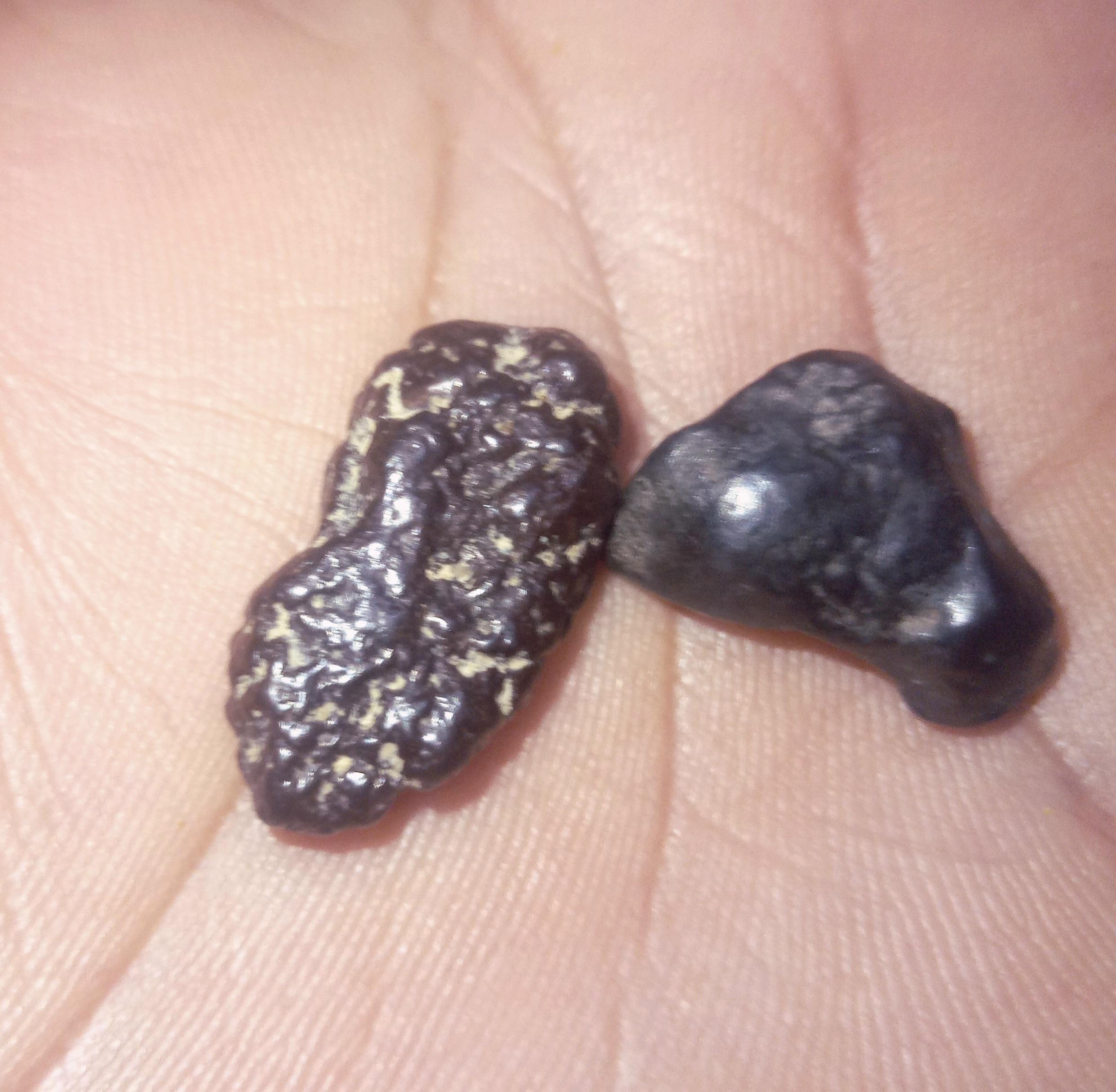 What is this rocks. | Scrolller