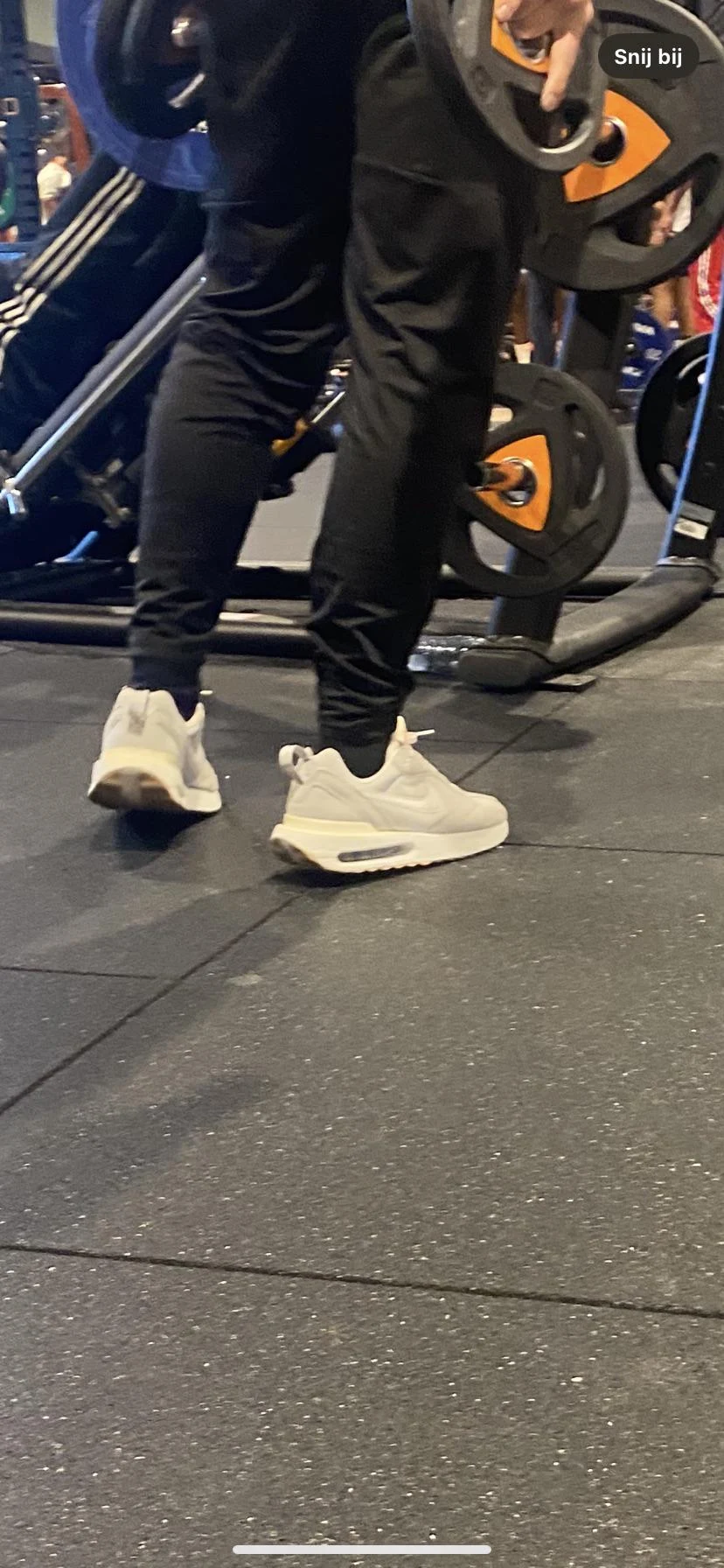 What sneaker is this? | Scrolller