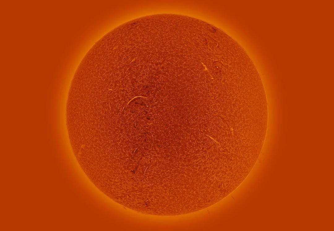 Solar Photography with Lunt 40mm: Capturing the Full Solar Disk | Scrolller
