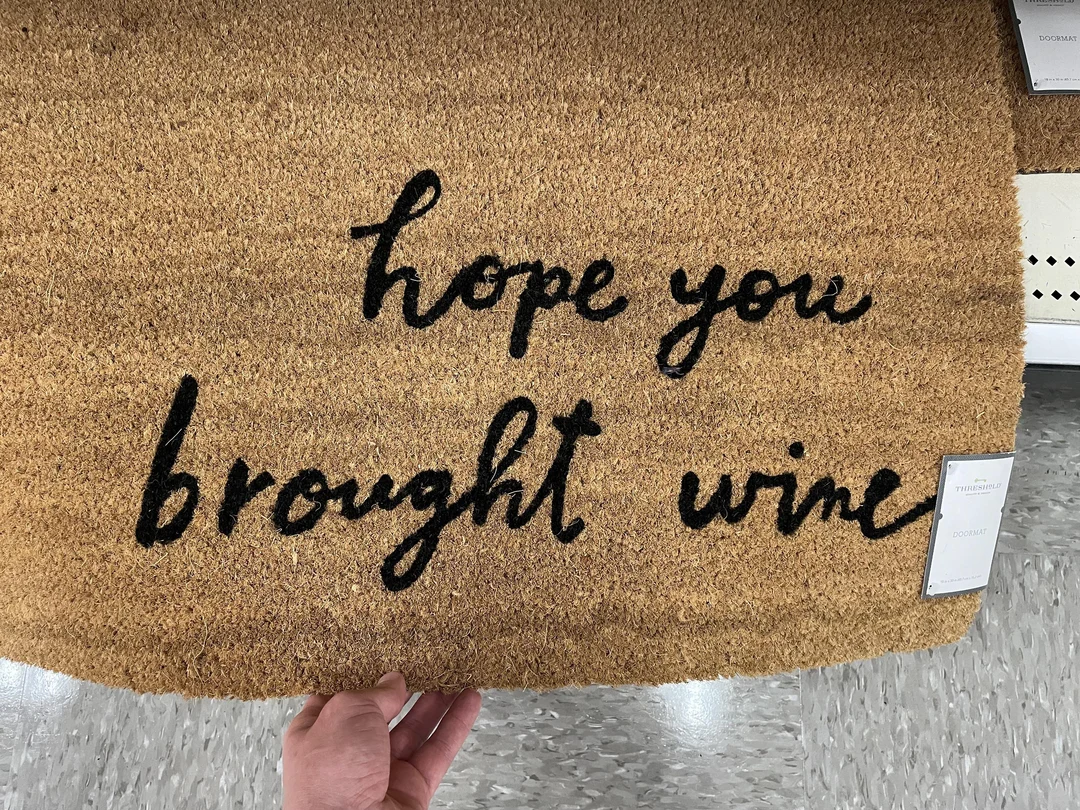 Why does this doormat want urine? | Scrolller