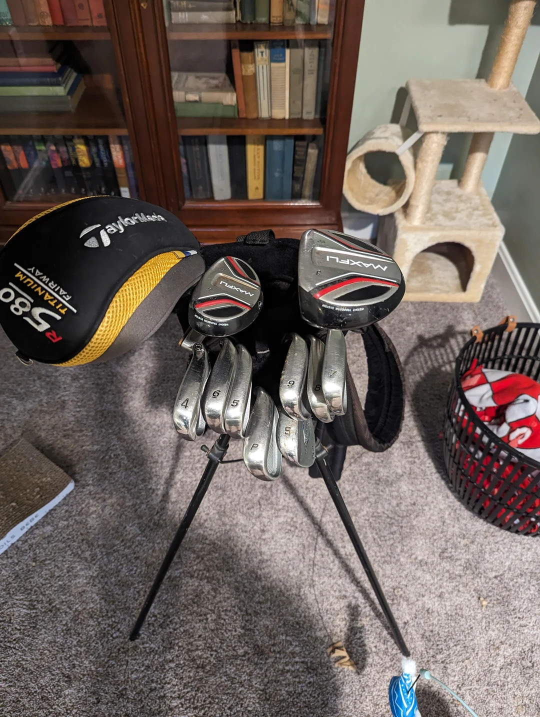 Finally completed my bag. All thrifted. | Scrolller