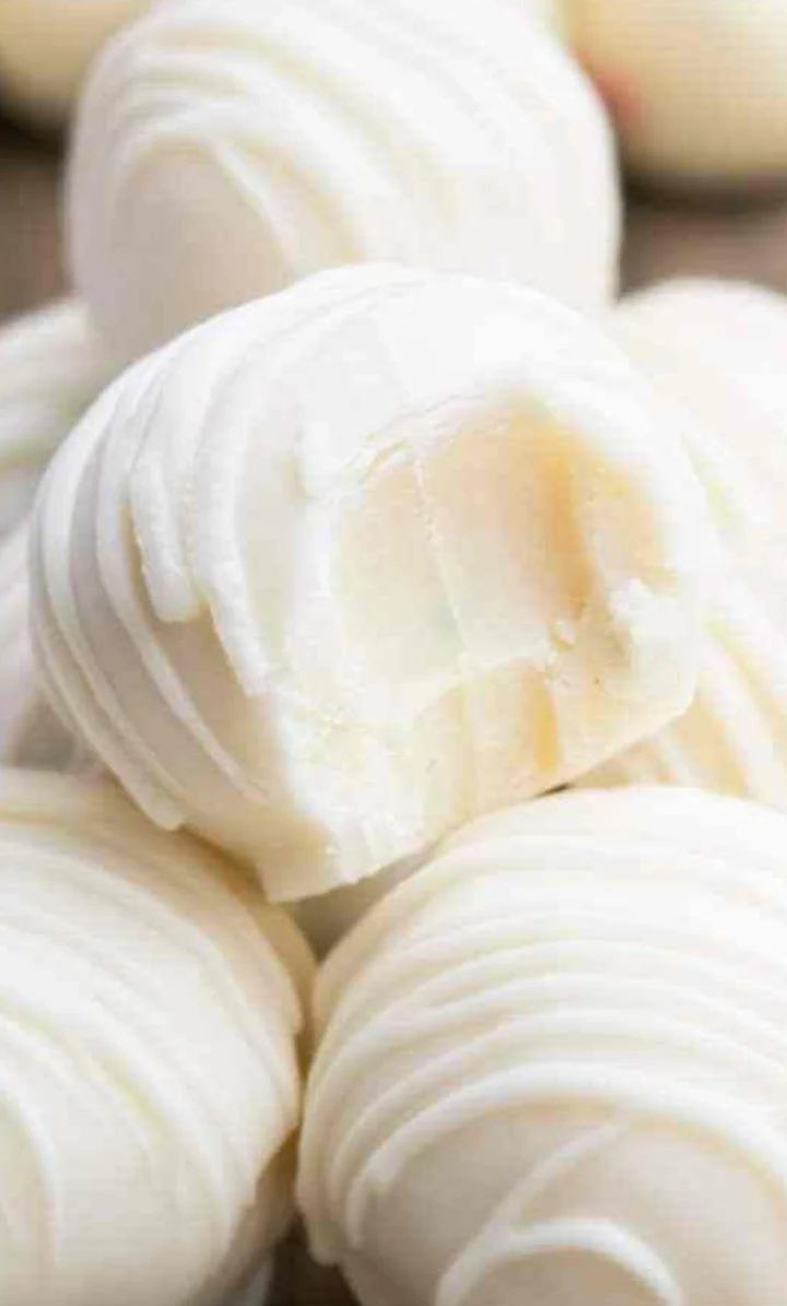 White Chocolate | Scrolller