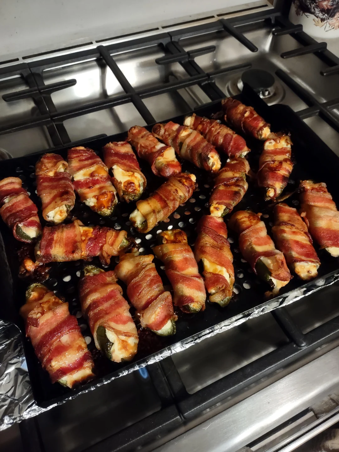 Made my dad's favorite crowd pleaser for my friend's. | Scrolller