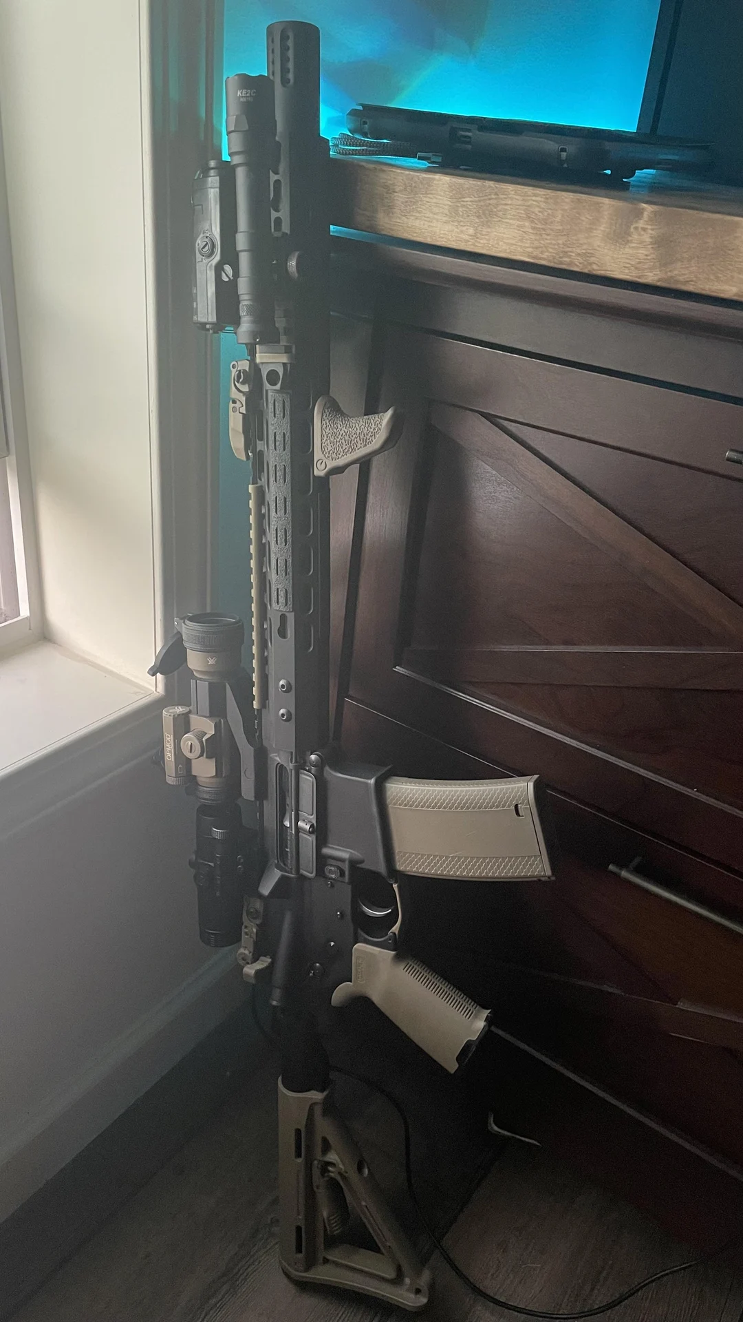 ED Handbrake on keymod rail | Scrolller