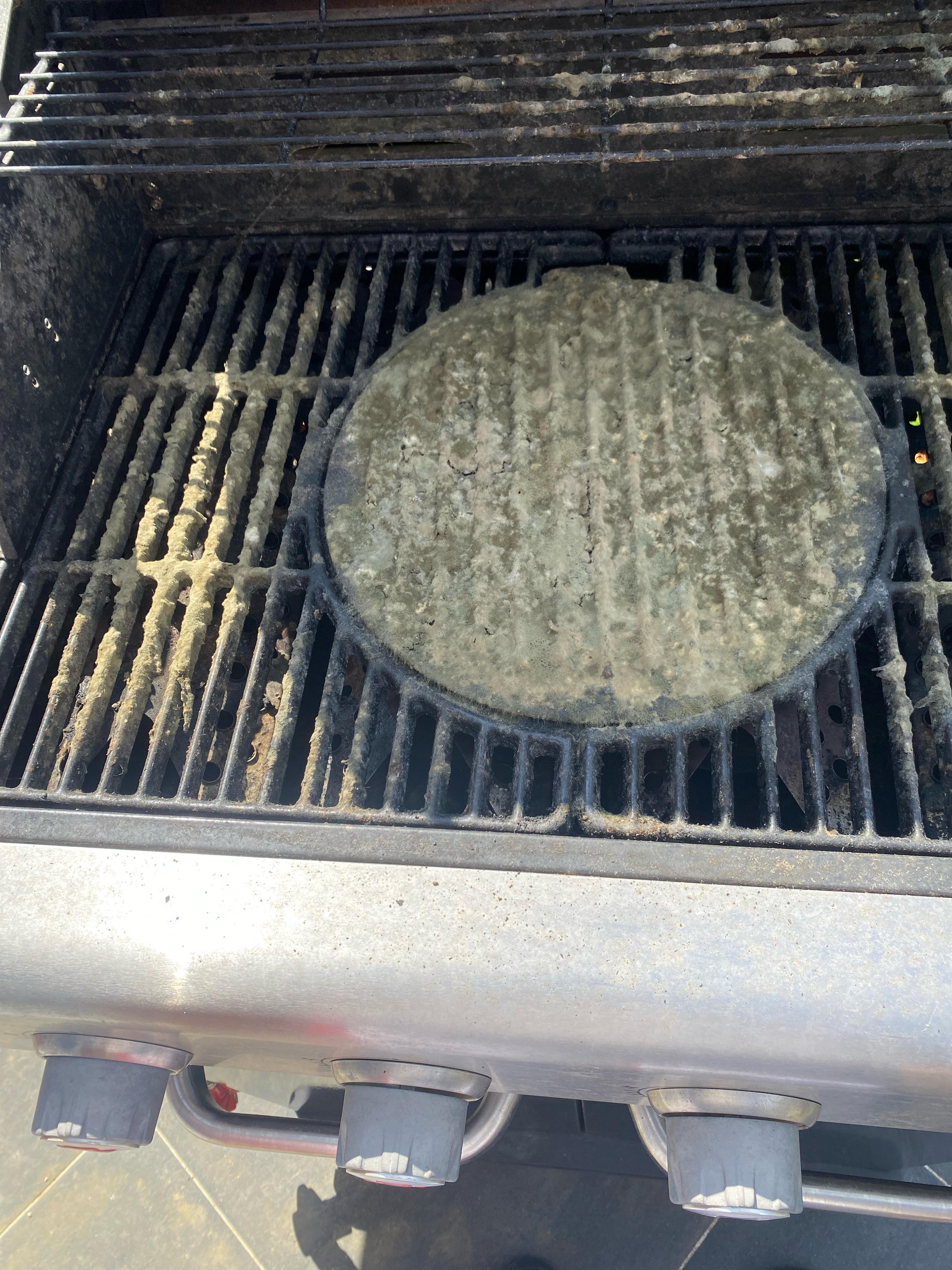 Has my dads grill gone past the point of no return? | Scrolller
