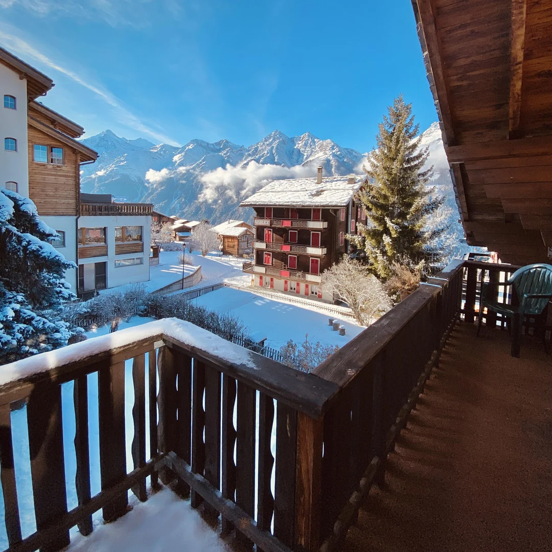 Winter in the Swiss alps | Scrolller