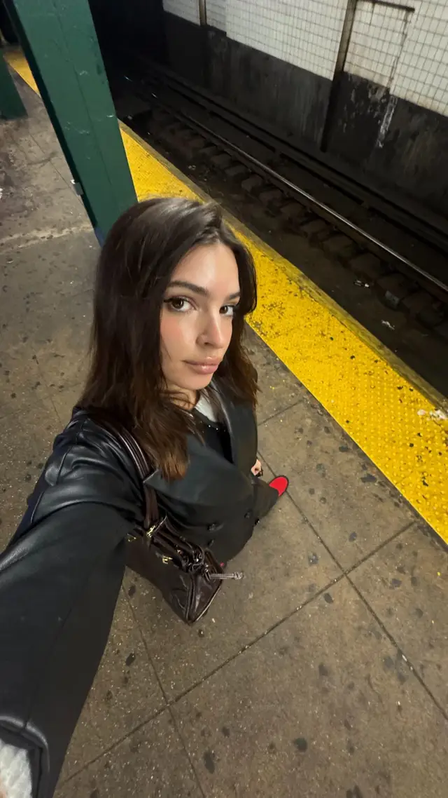 Selfie In Black Leather Coat IG Story Dec 2024 | Scrolller