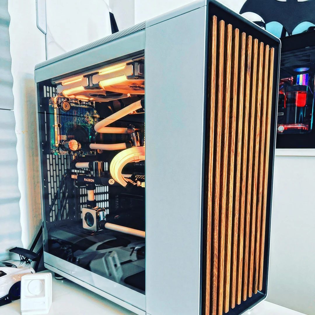 Heading North! | Scrolller