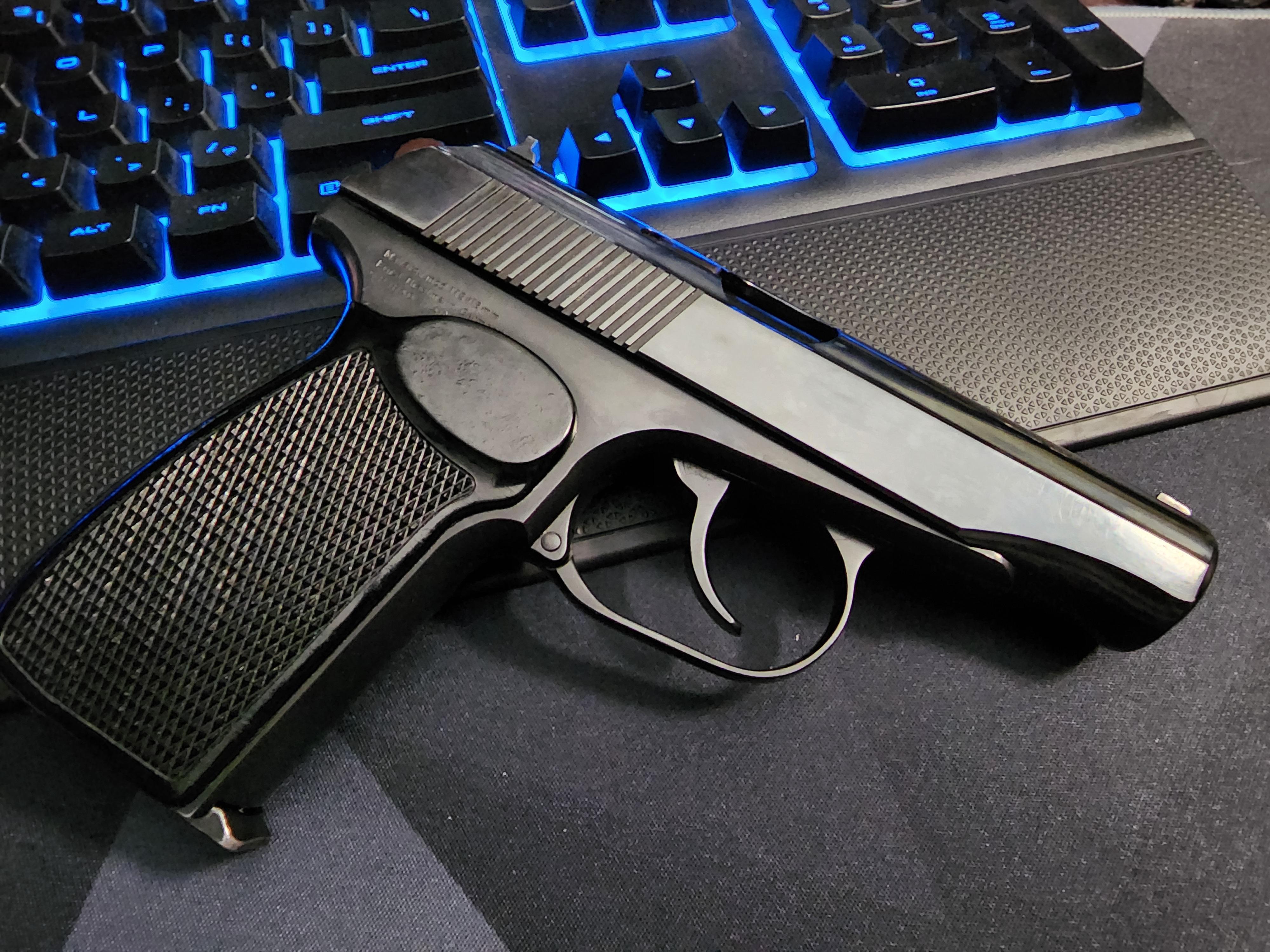 First pistol purchase | Scrolller