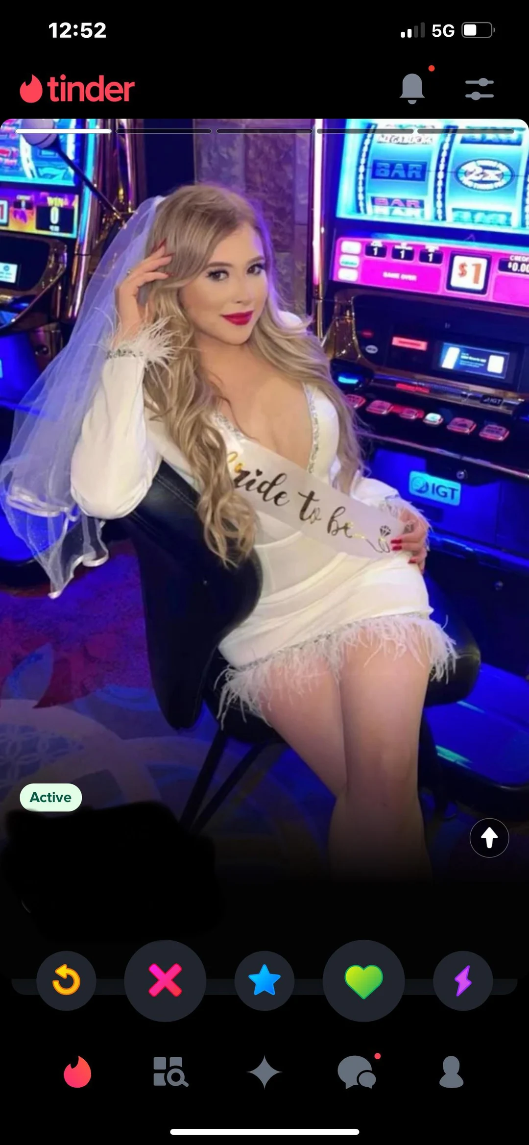 Gotta love what you find on tinder | Scrolller