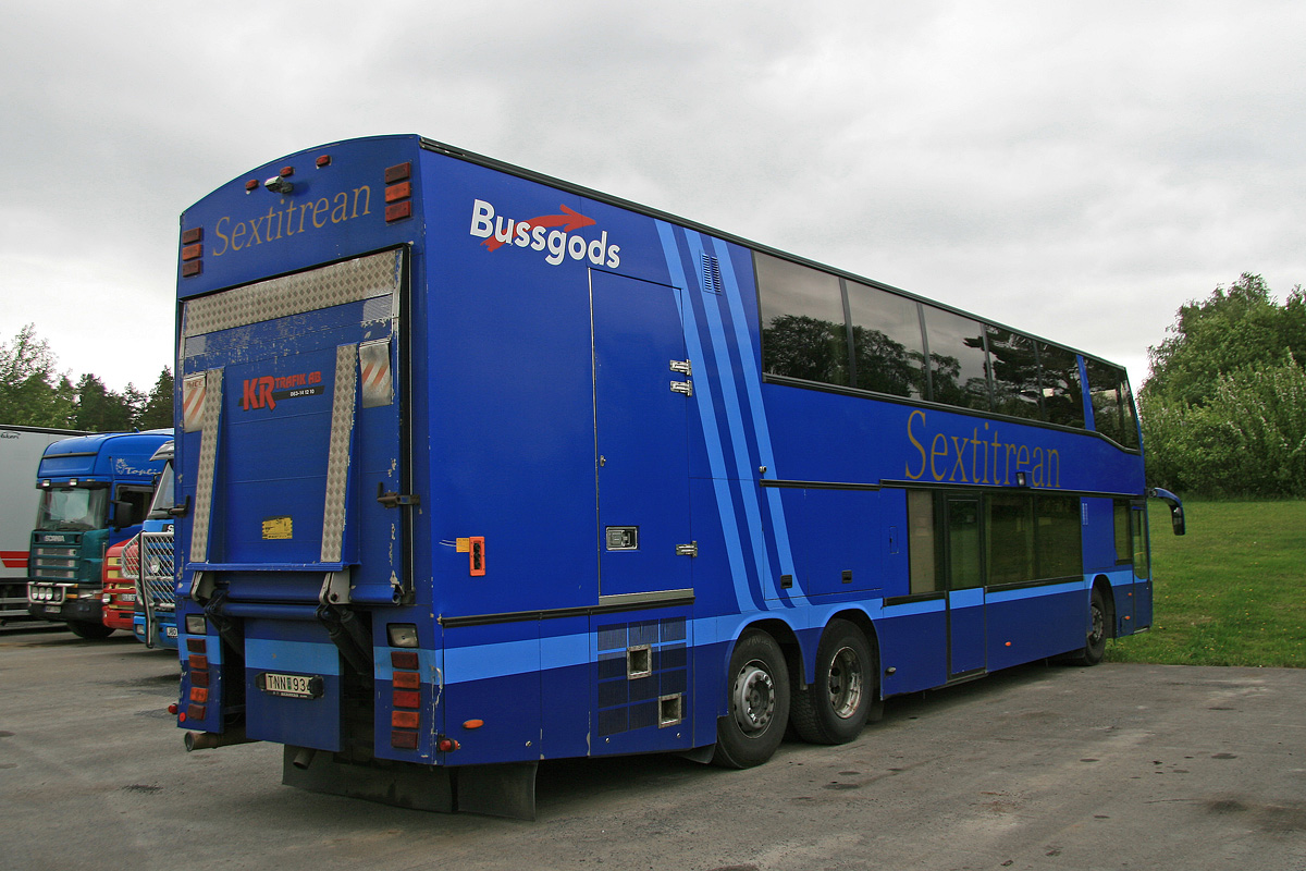 Scania K124EB double-decker bruck | Scrolller