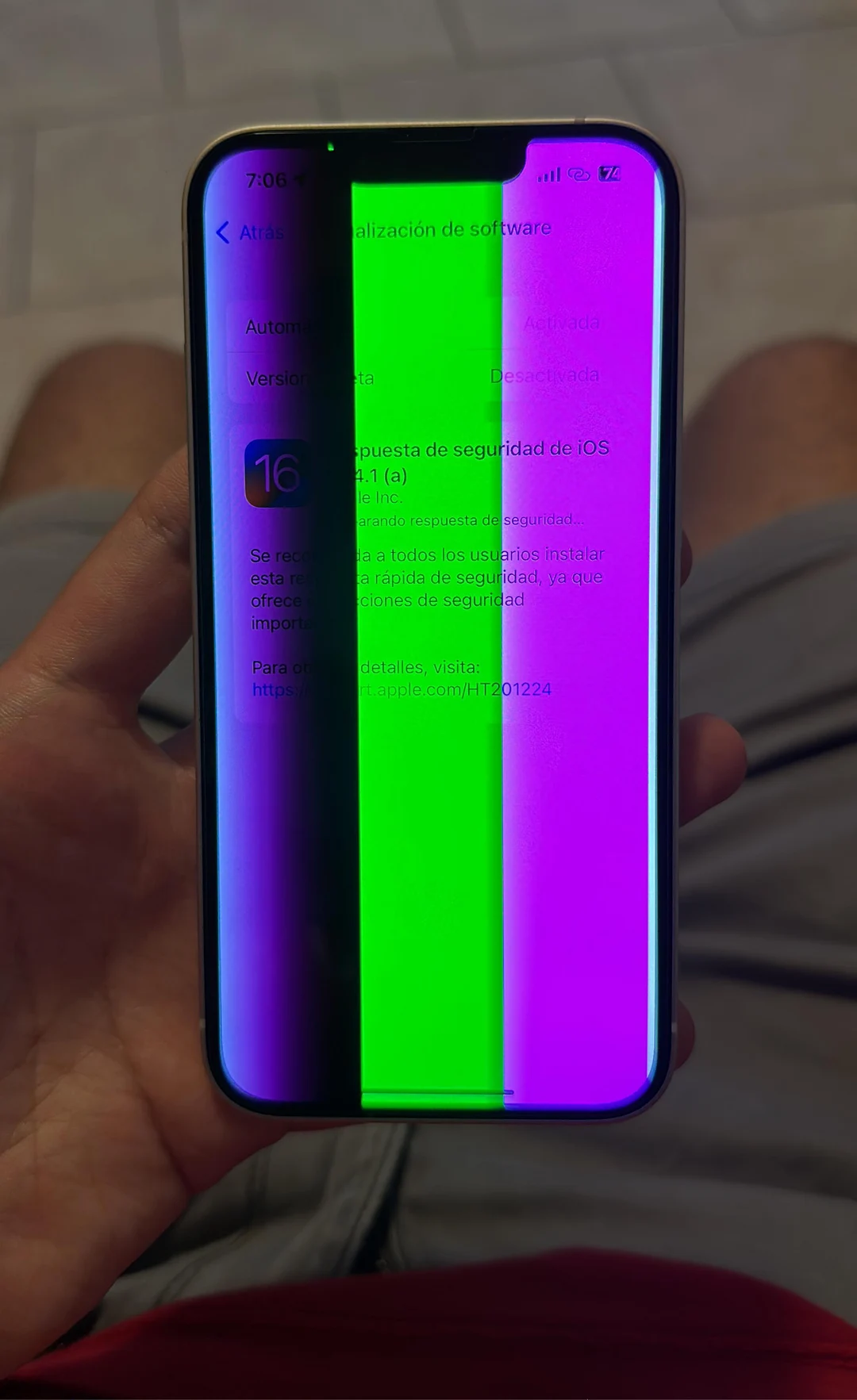 iPhone 13 Screen Issue (Colored vertical lines) | Scrolller