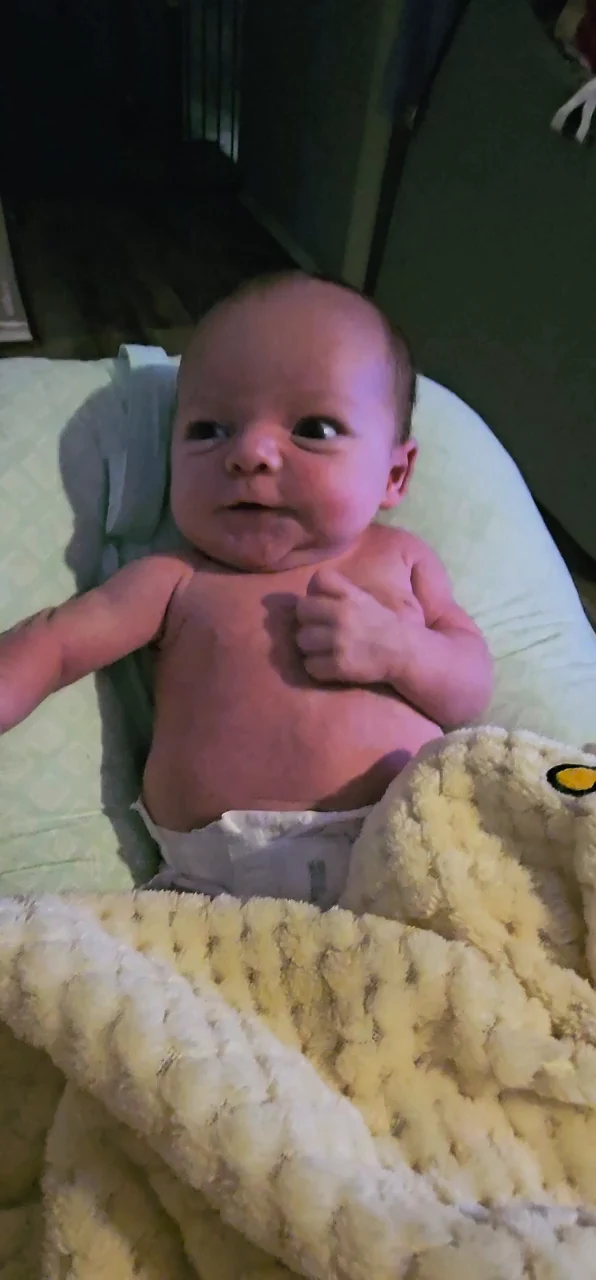 Listen closely, he's trying to tell me something!! | Scrolller