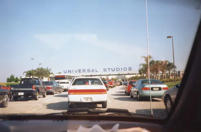 Waiting to enter Universal Studios (Summer 1993) | Scrolller