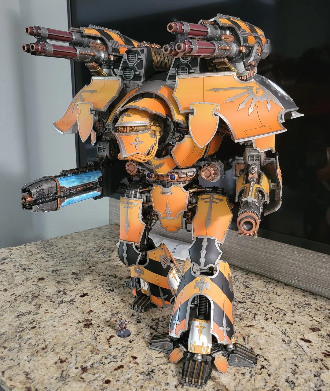 Can you find the guardsman? | Scrolller