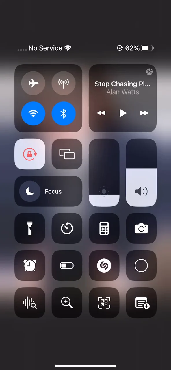 Poker face | Scrolller