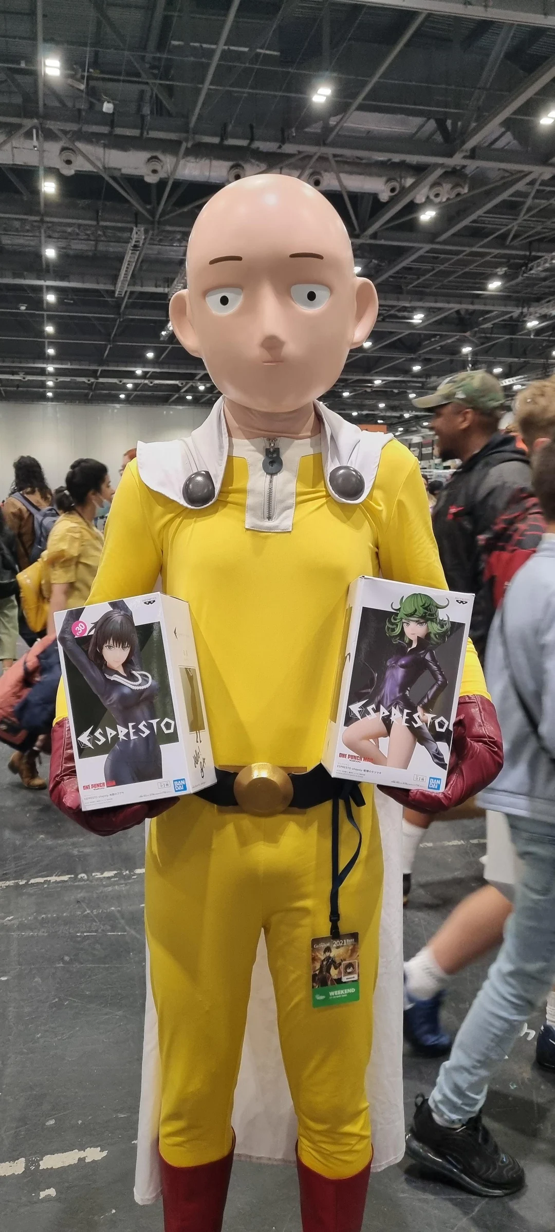 Saitama cosplayer I met at MCM london | Scrolller