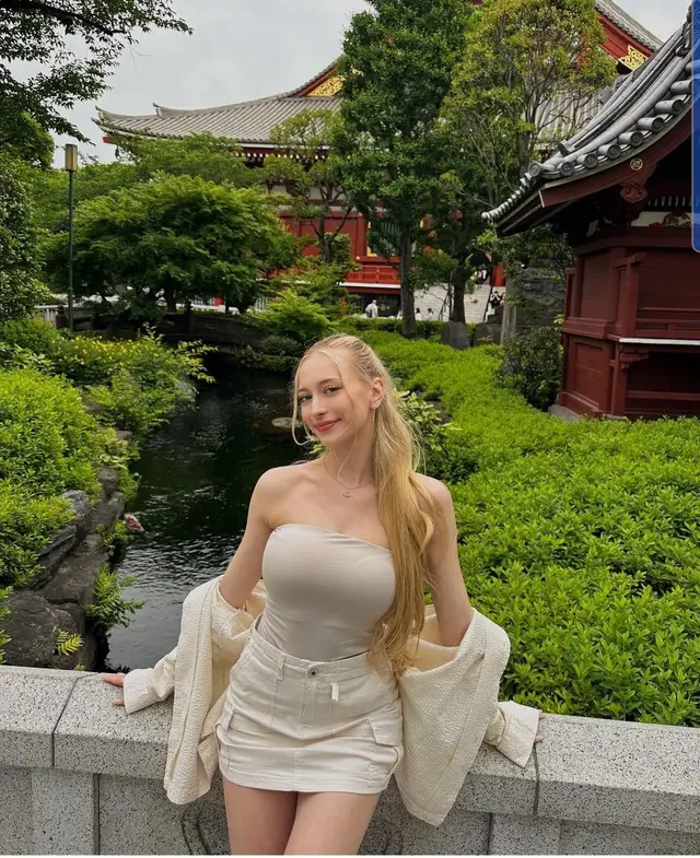 Big in Japan | Scrolller