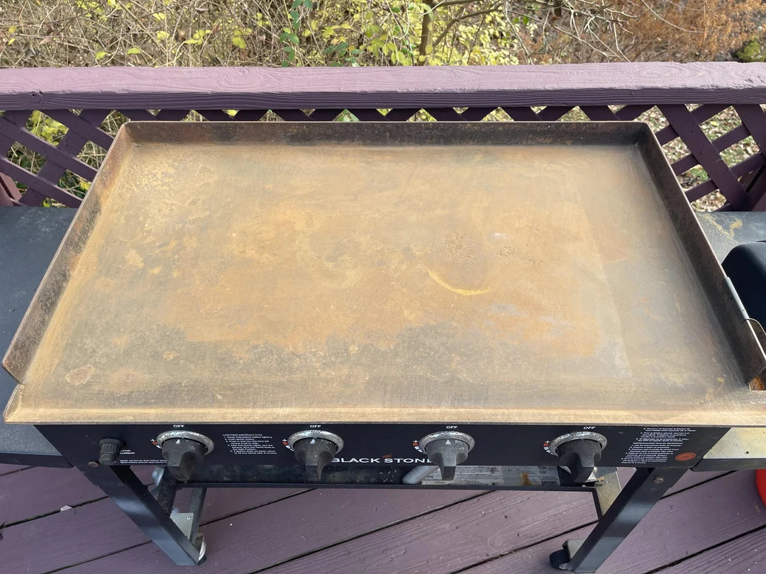 Rusty grill | Scrolller