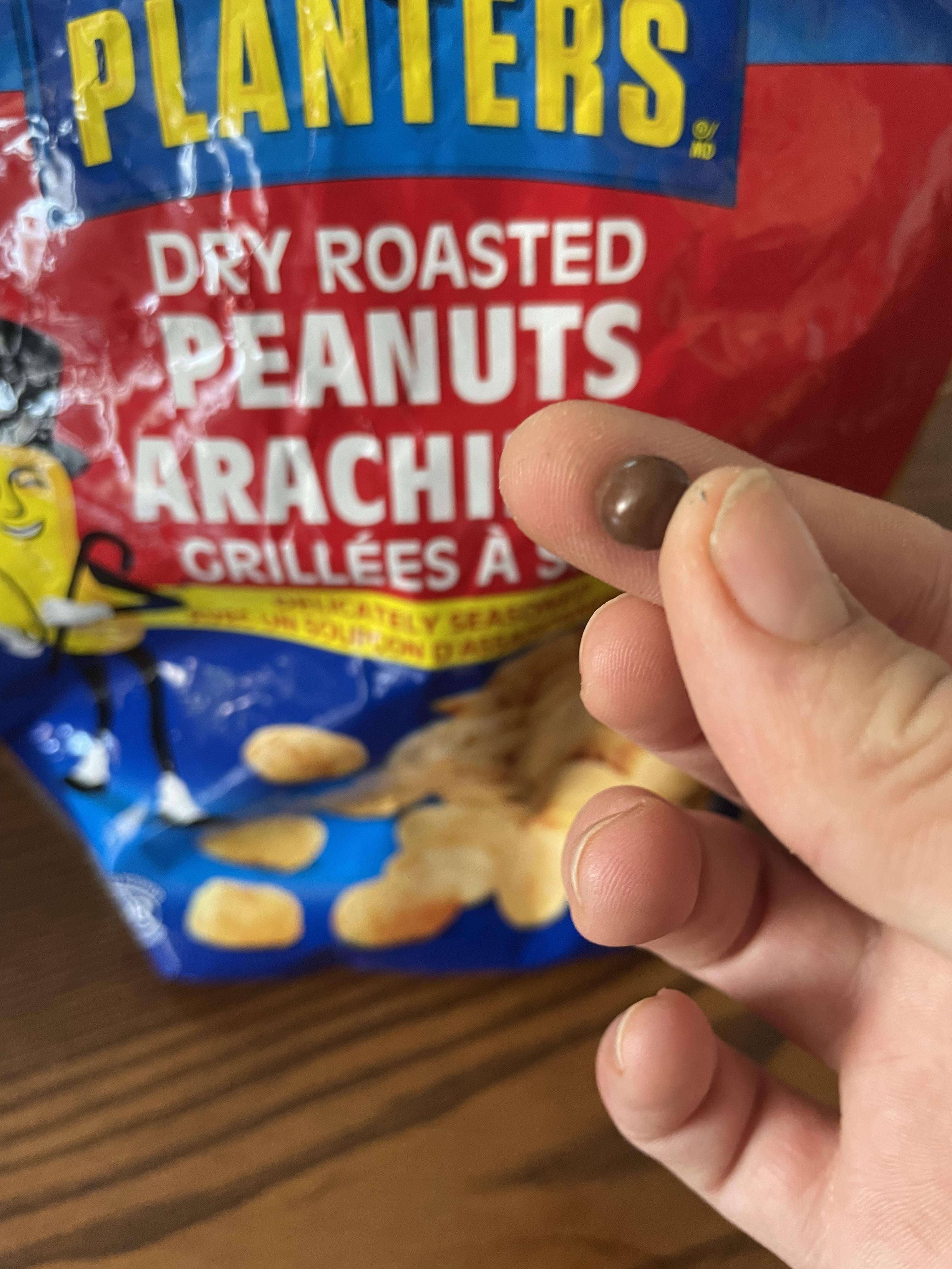 I got a chocolate ball in my peanuts? | Scrolller