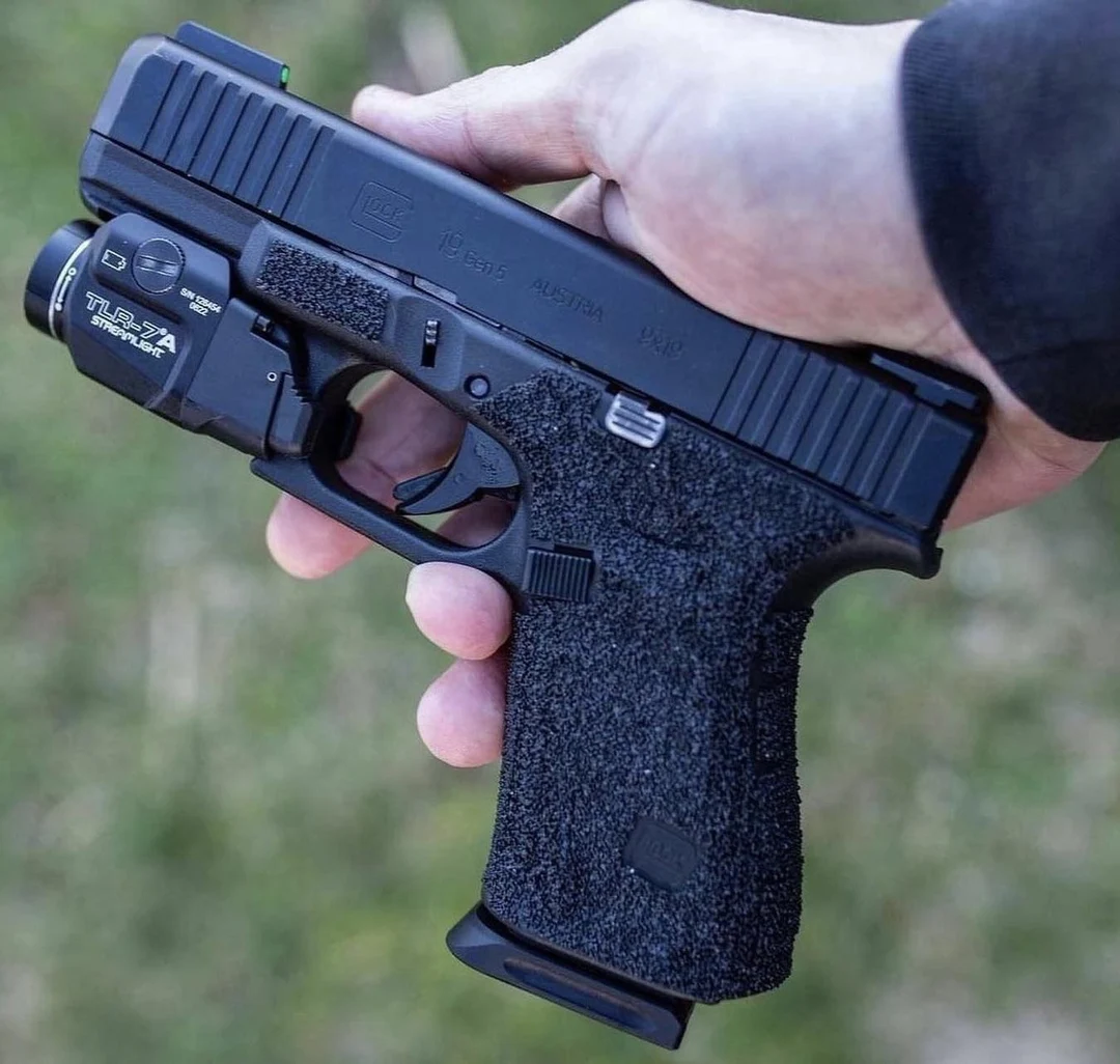 Plain Jane | Scrolller