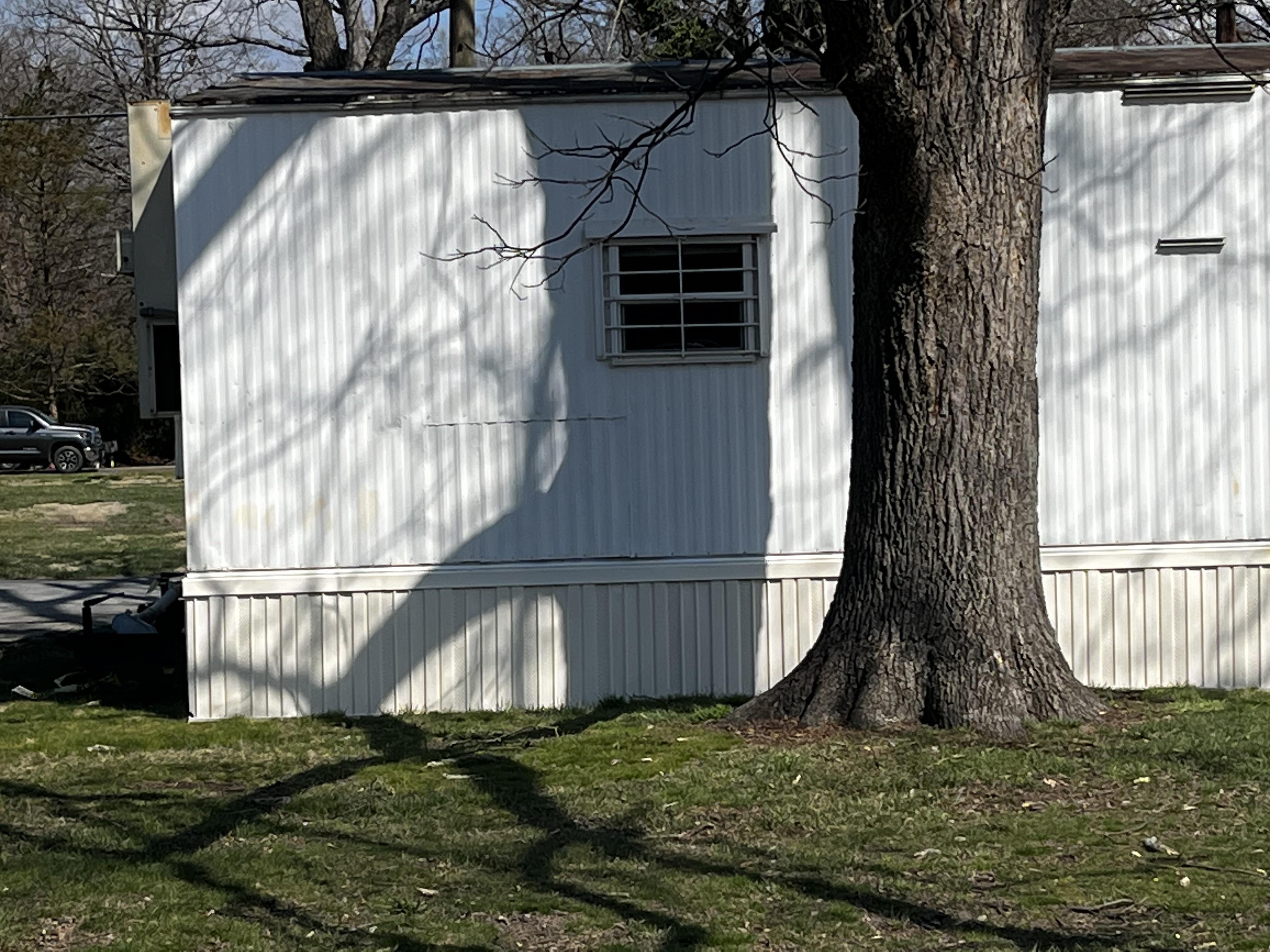 Damn, they packing | Scrolller