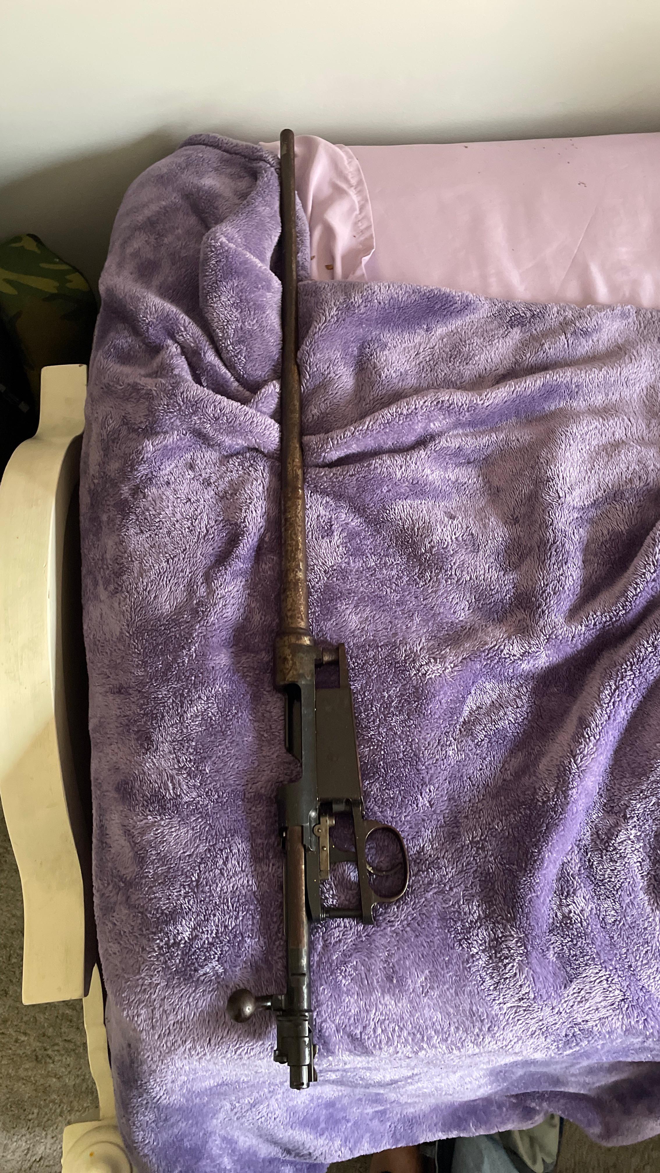 Found what I believe to be a 1943 Mauser K98 action in my grandfathers barn. See comments ...