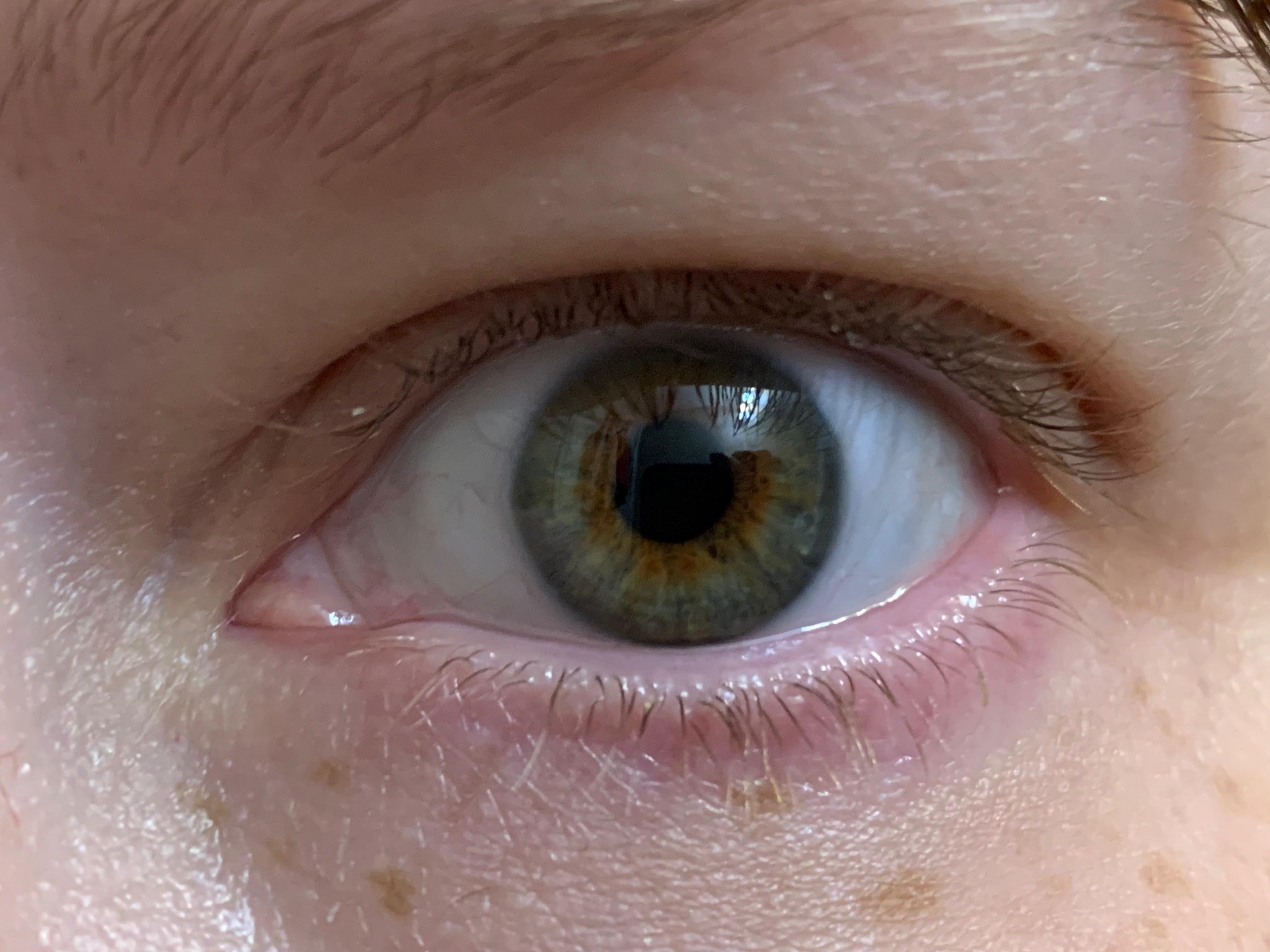 Same eye, indoor lighting. They look different, colors blend more. | Scrolller