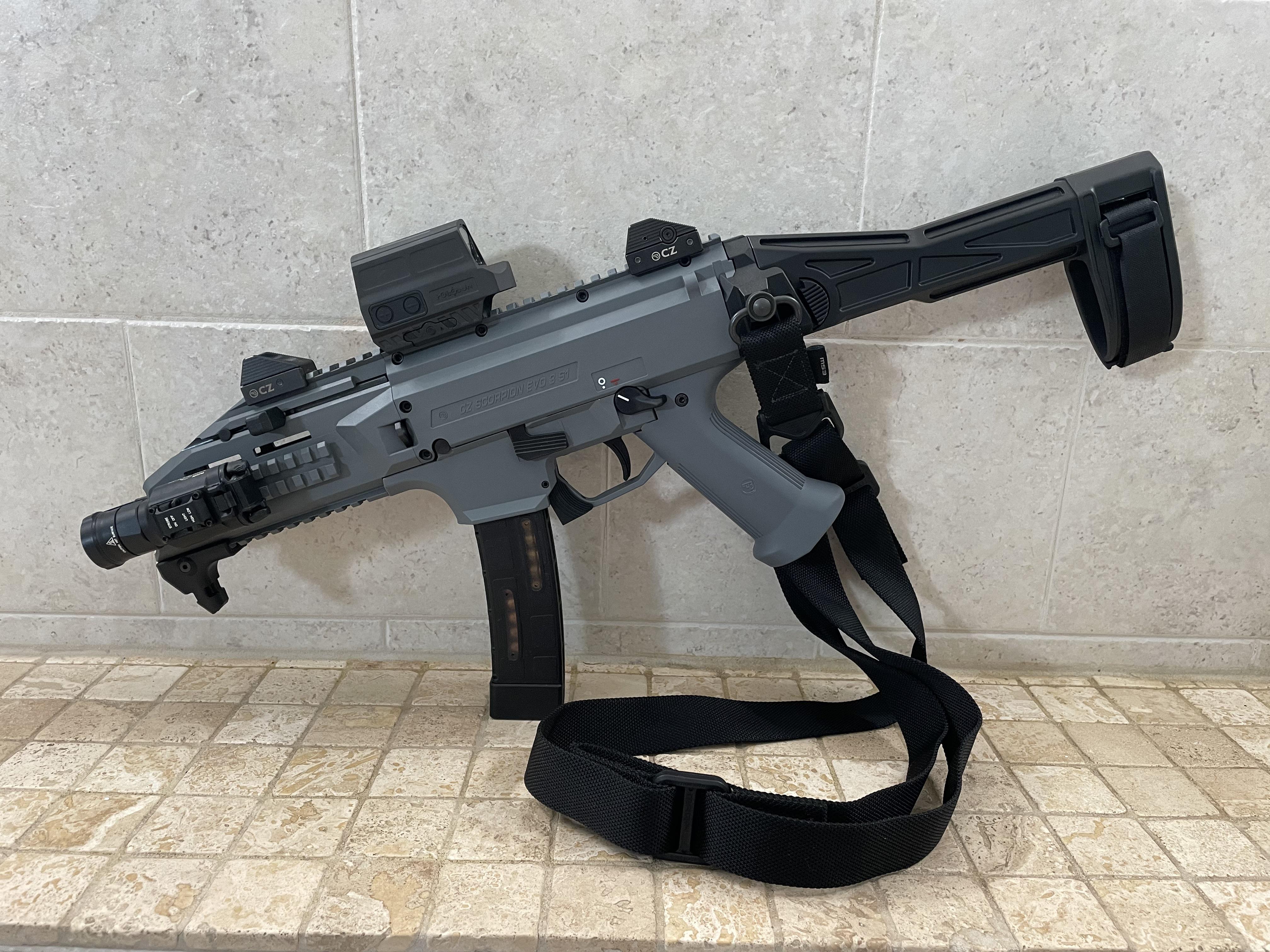 The scorpion is complete | Scrolller