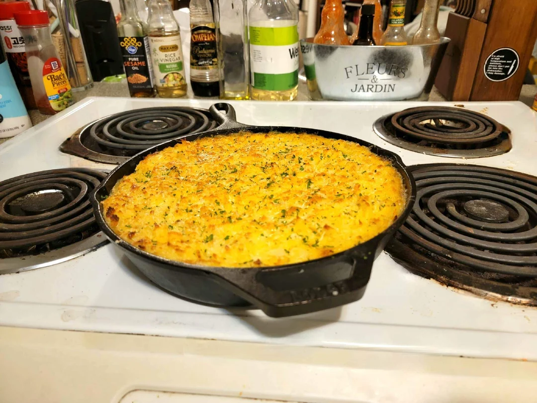 Shepard's Pie tonight. What's your favorite non-cornbread dish to bake in the cast iron? | Scrolller