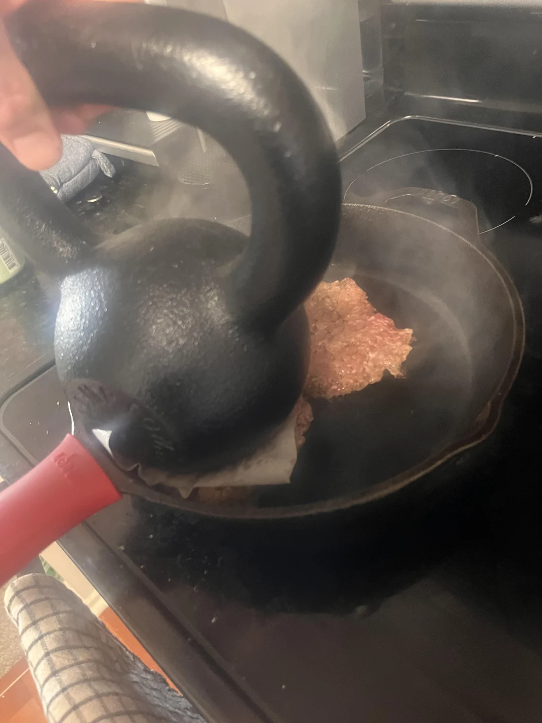 New to kettlebells. Is this proper technique? | Scrolller