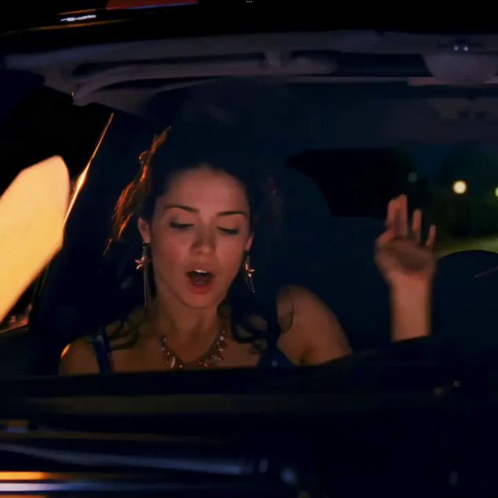 Ali Cobrin | Scrolller