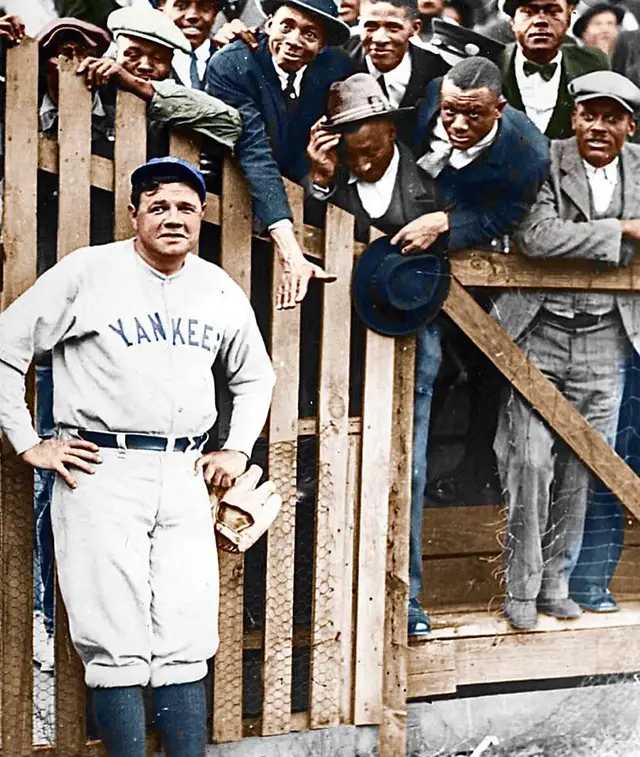 Babe Ruth posing with fans. (1925) | Scrolller