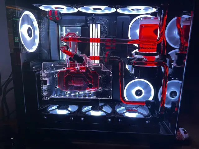 First Liquid Cooling Build | Scrolller