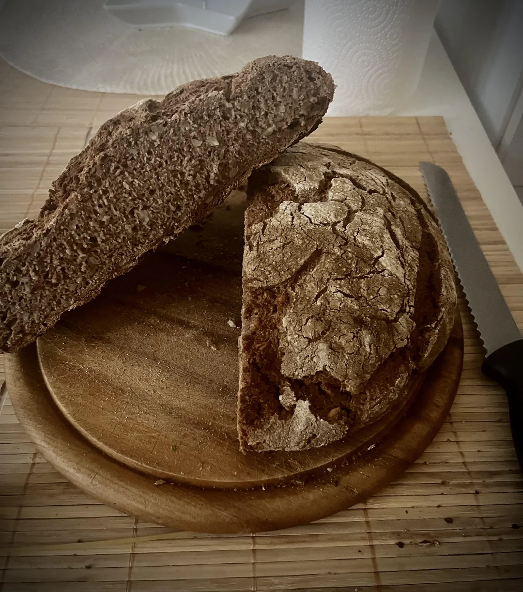 First post - whole grain rye bread with sunflower seeds 🏼 | Scrolller