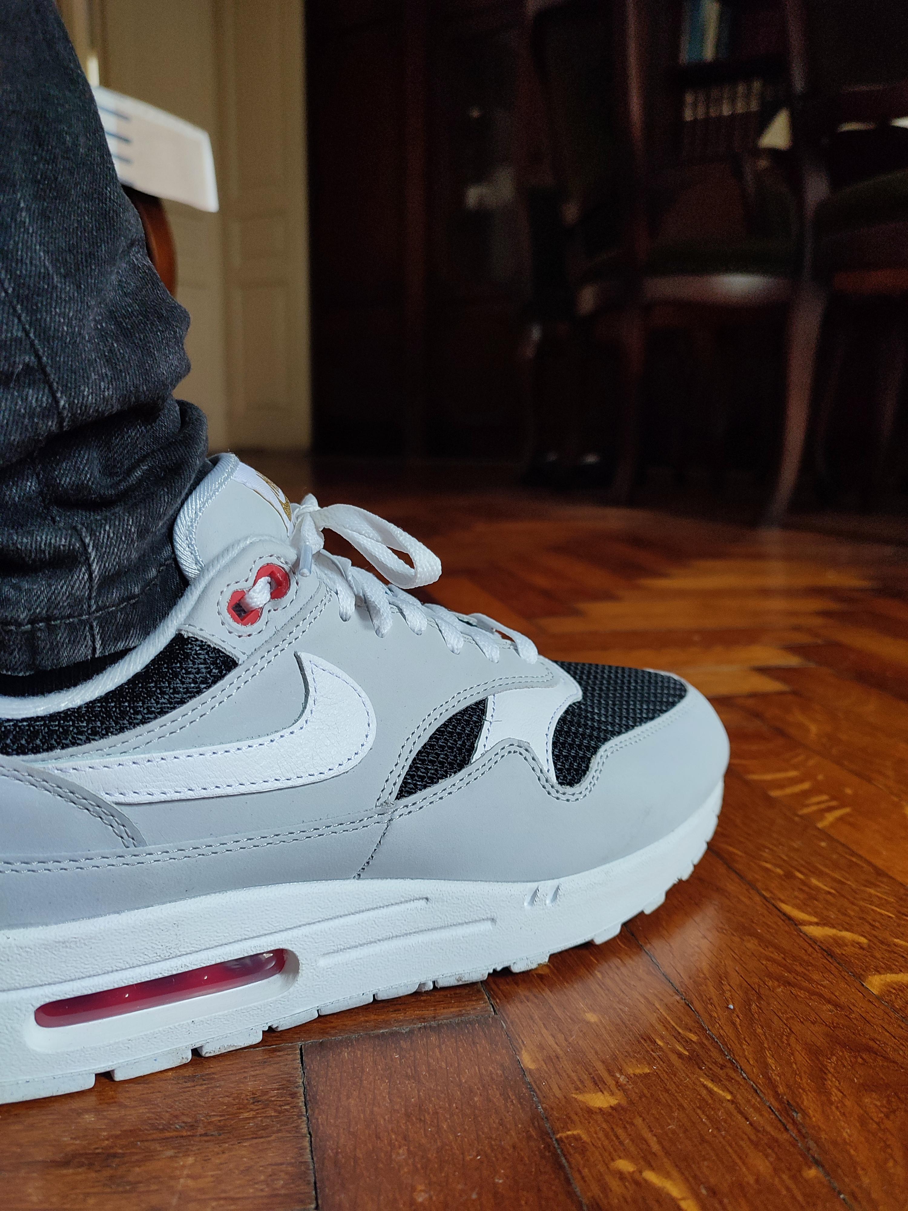 Pure Platinum | Scrolller