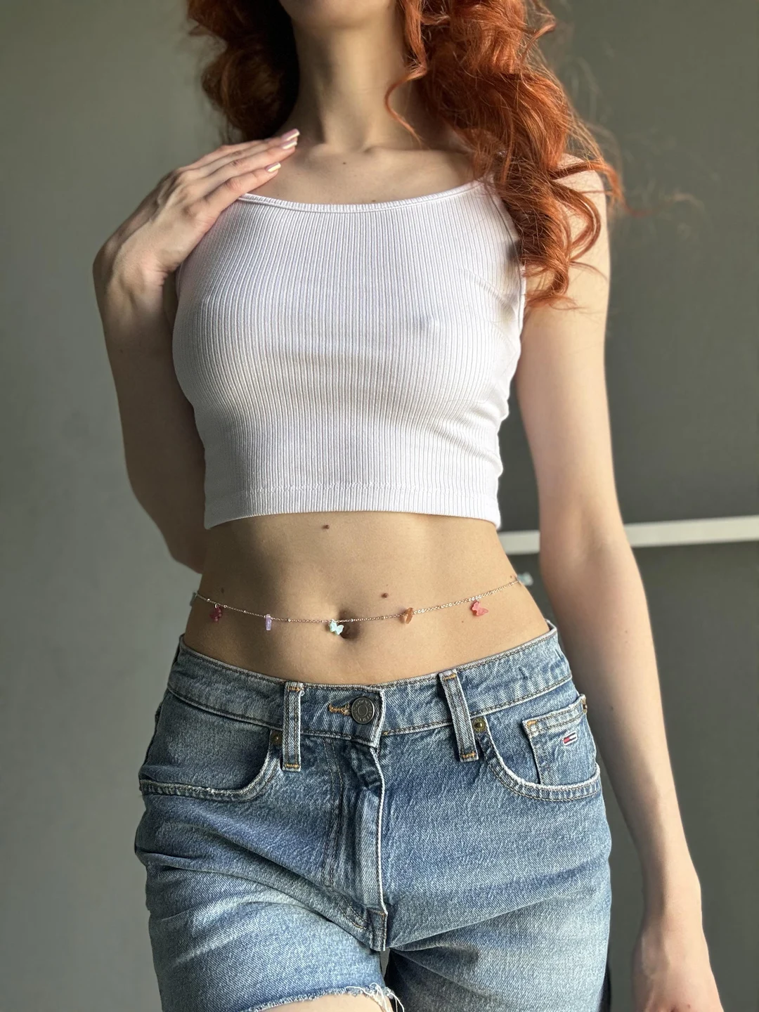 Can you tell I’m not wearing a bra? Hope it’s not that obvious haha | Scrolller