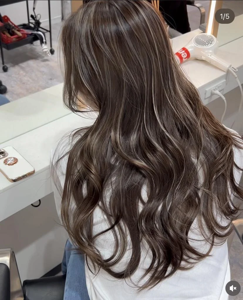 How to get this thin highlight look? | Scrolller