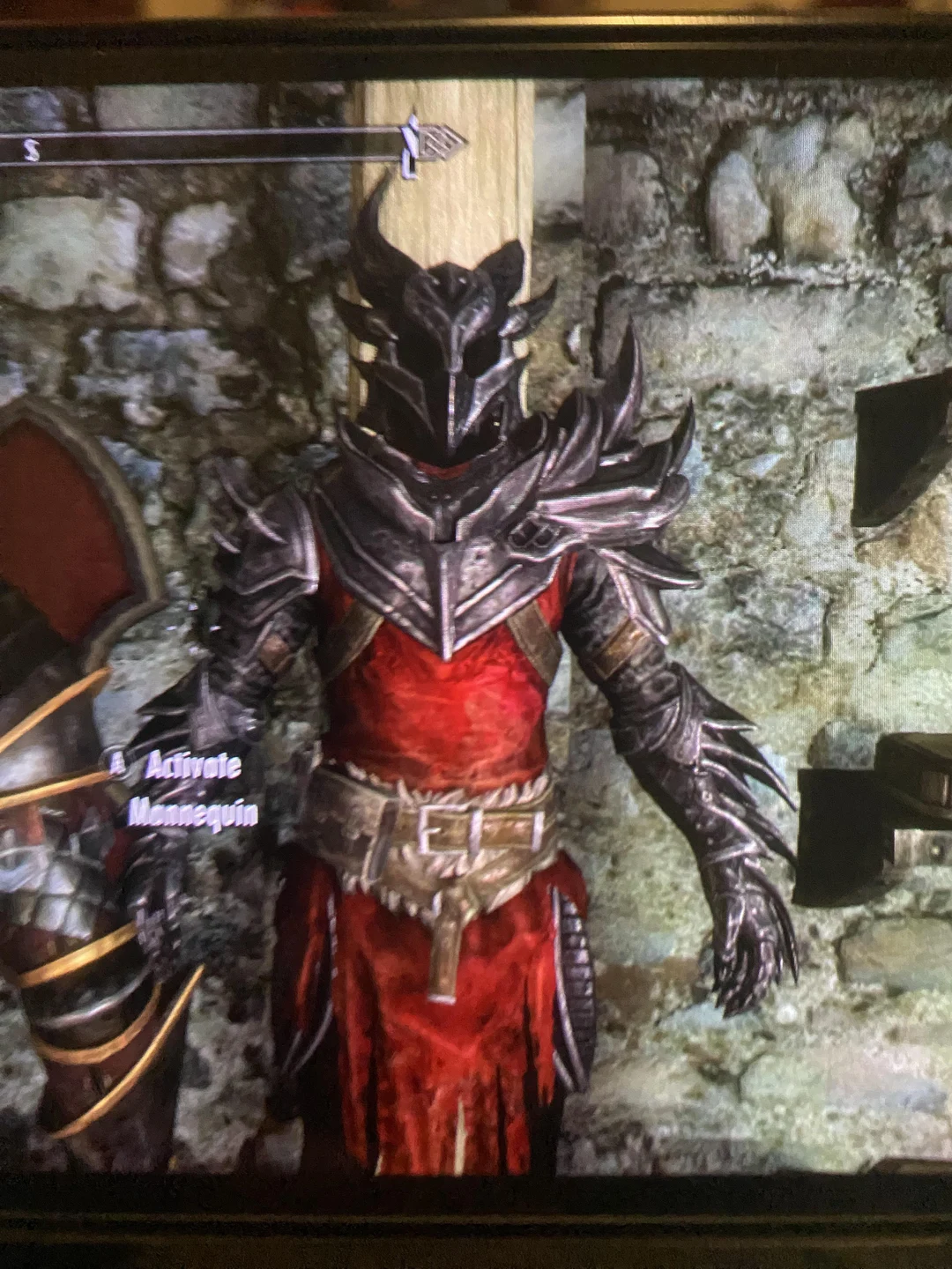 Liking the daedric plate armor… | Scrolller