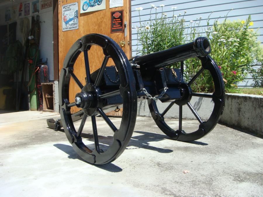 I present my first and only cannon | Scrolller