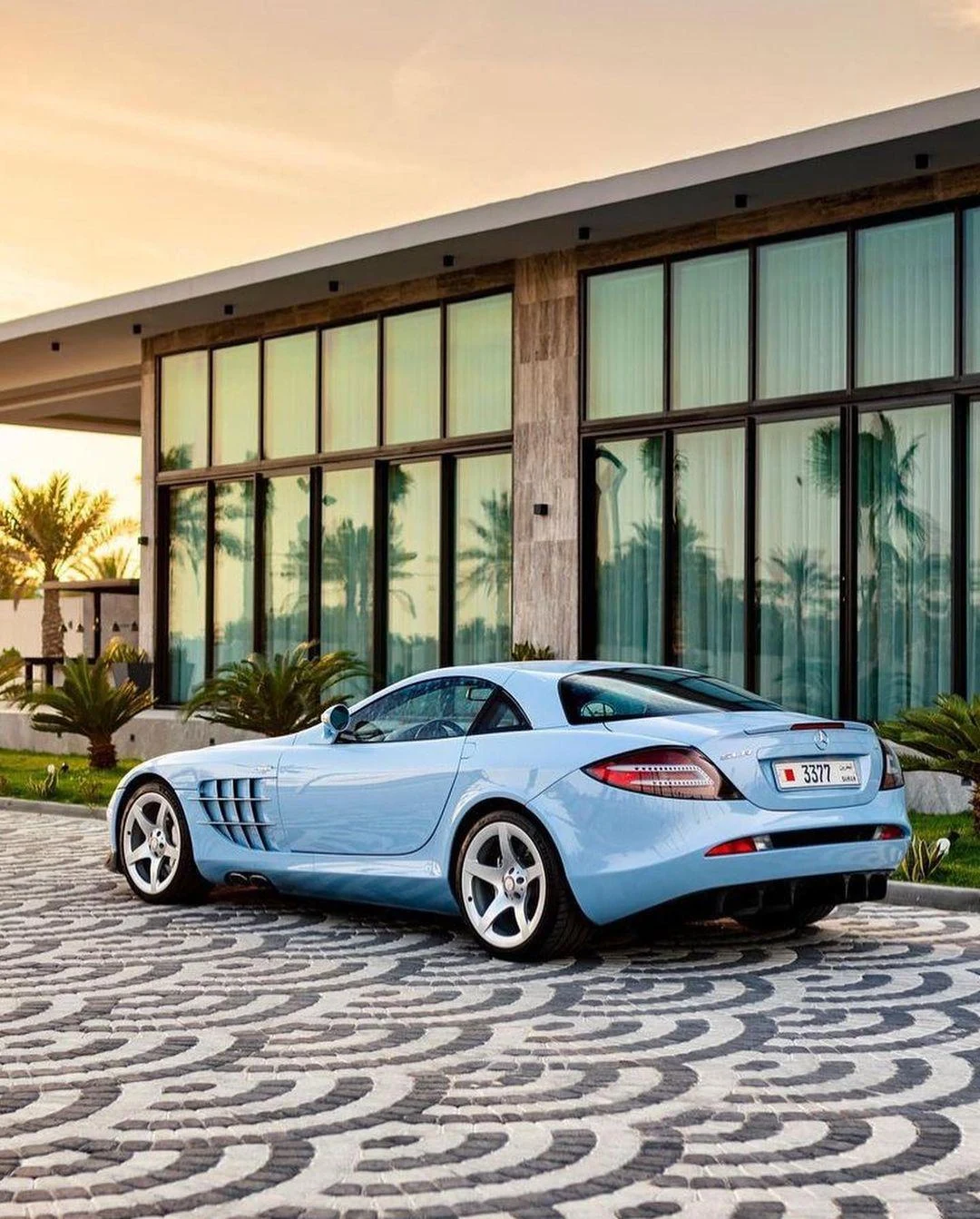 Mercedes-Benz SLR McLaren [1080x1350] | Scrolller