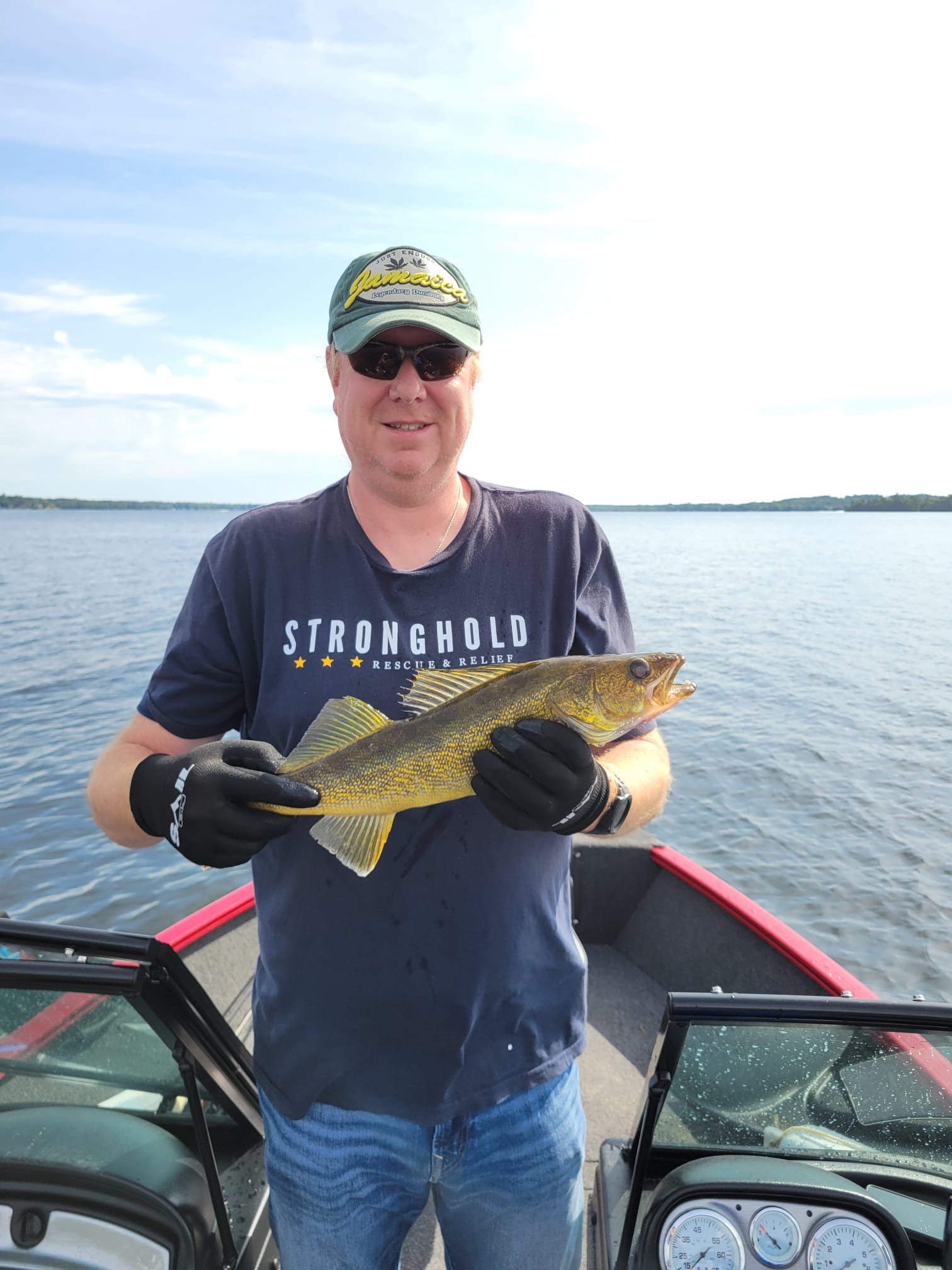 Walleye Action on Sturgeon | Scrolller