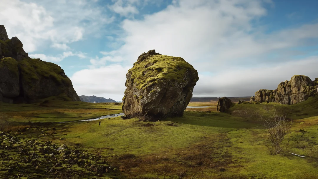 Islandic rock (4K) | Scrolller