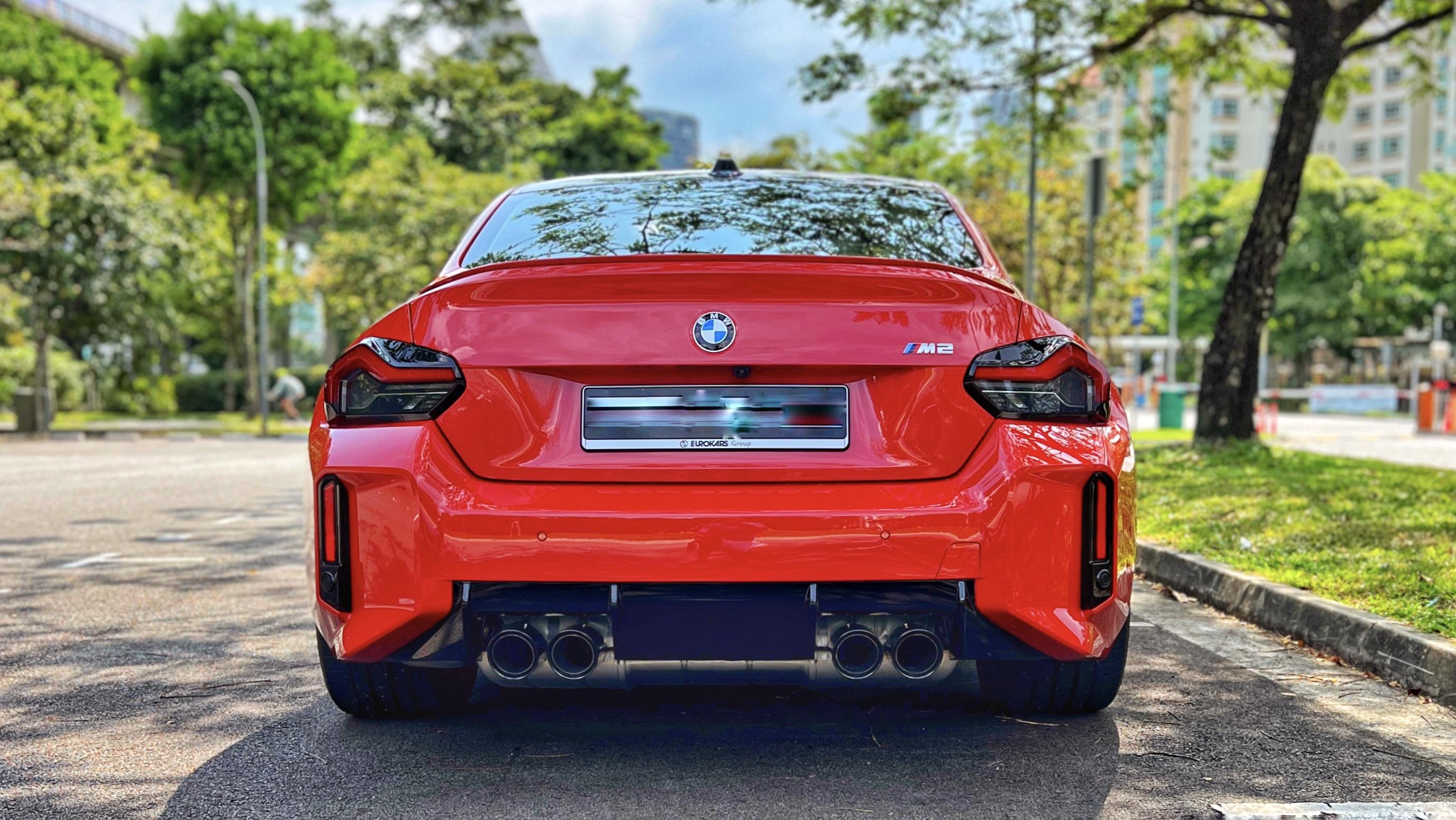 Loving that rear end | Scrolller