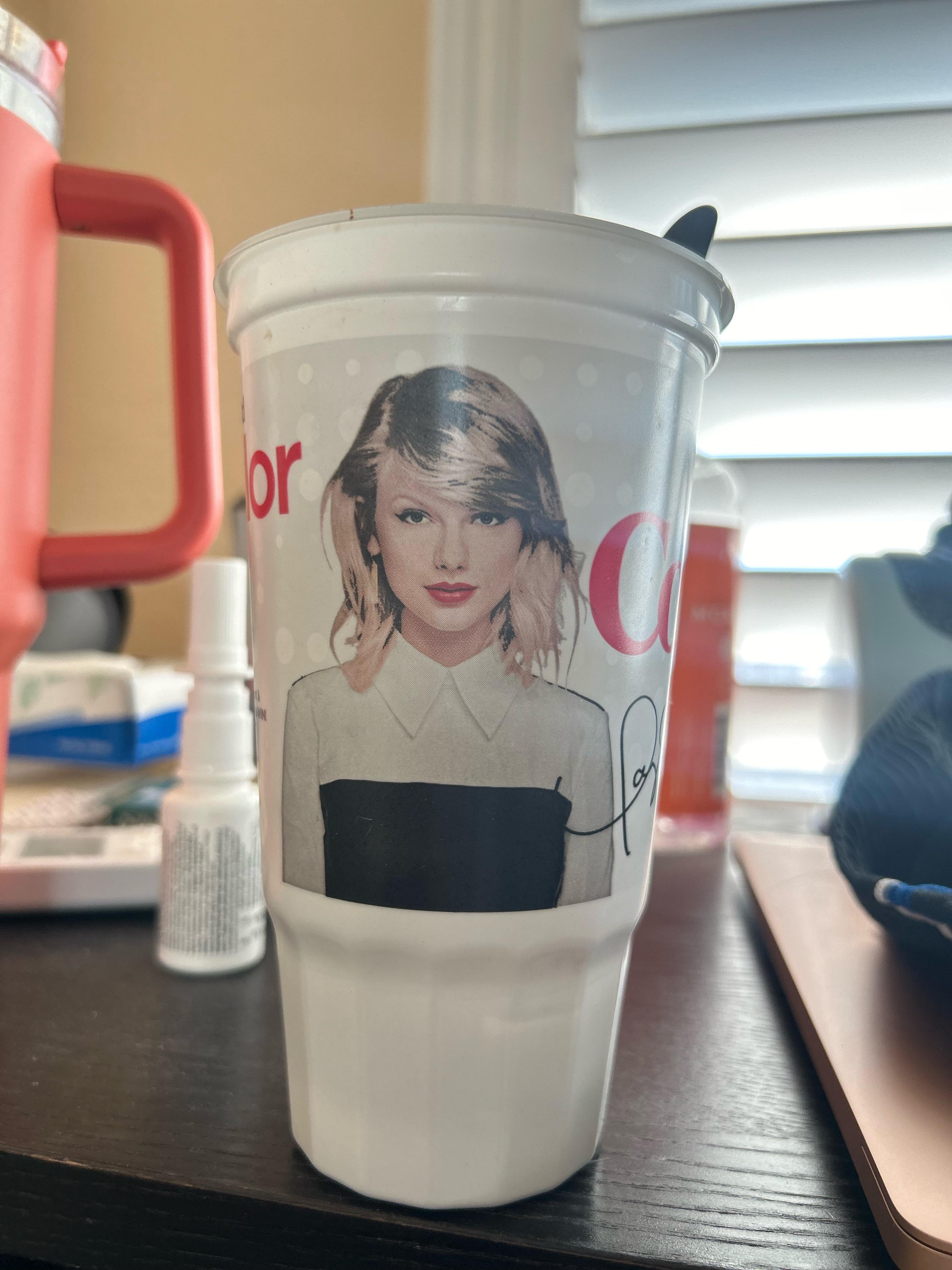 Coworker gave me this cup | Scrolller