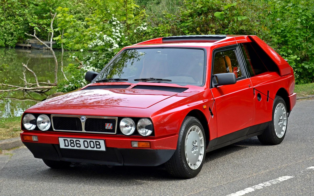 1985 Lancia Delta S4 Stradale [1920x1200] | Scrolller